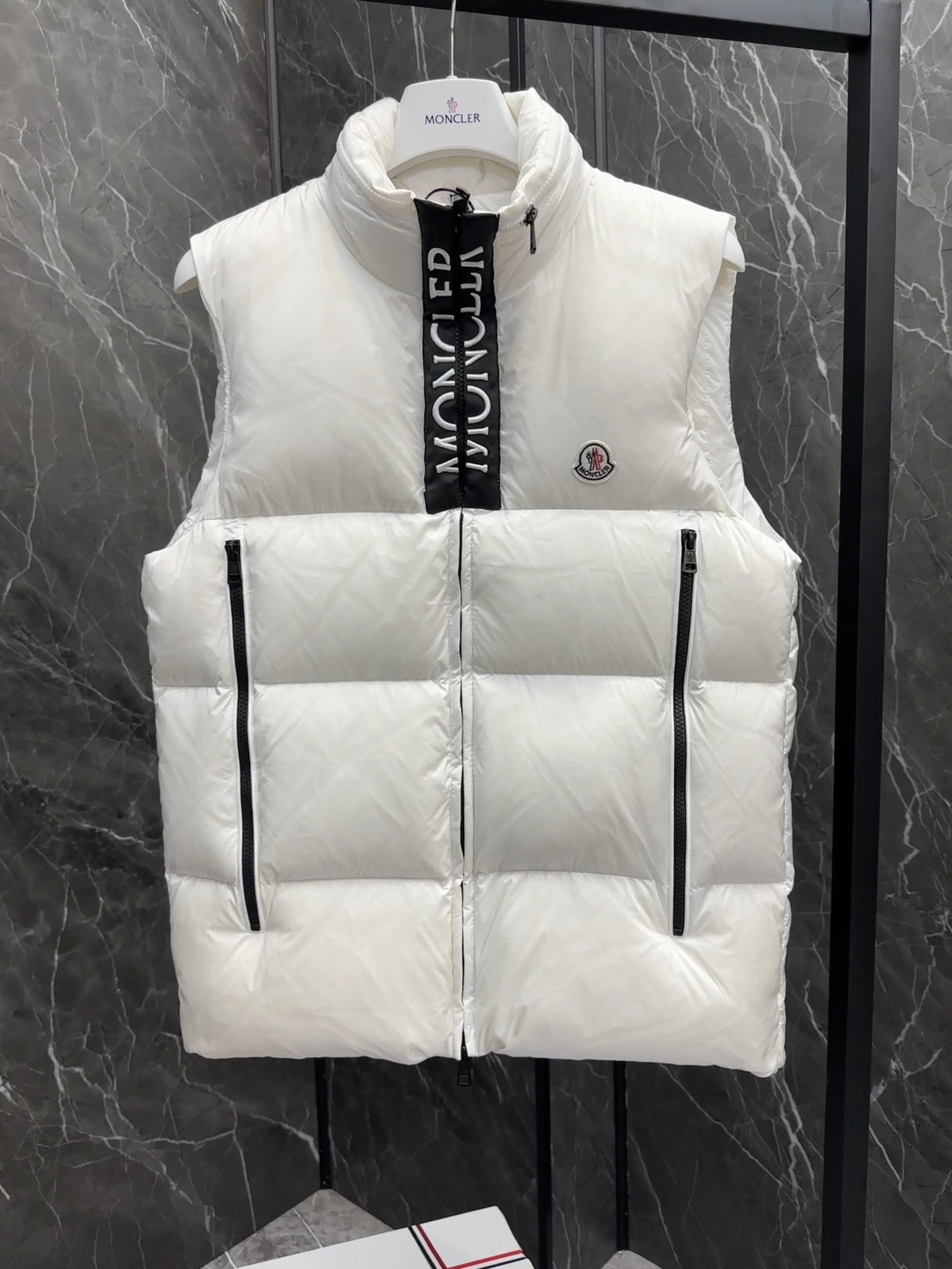 Exact replica Moncler Down Jackets