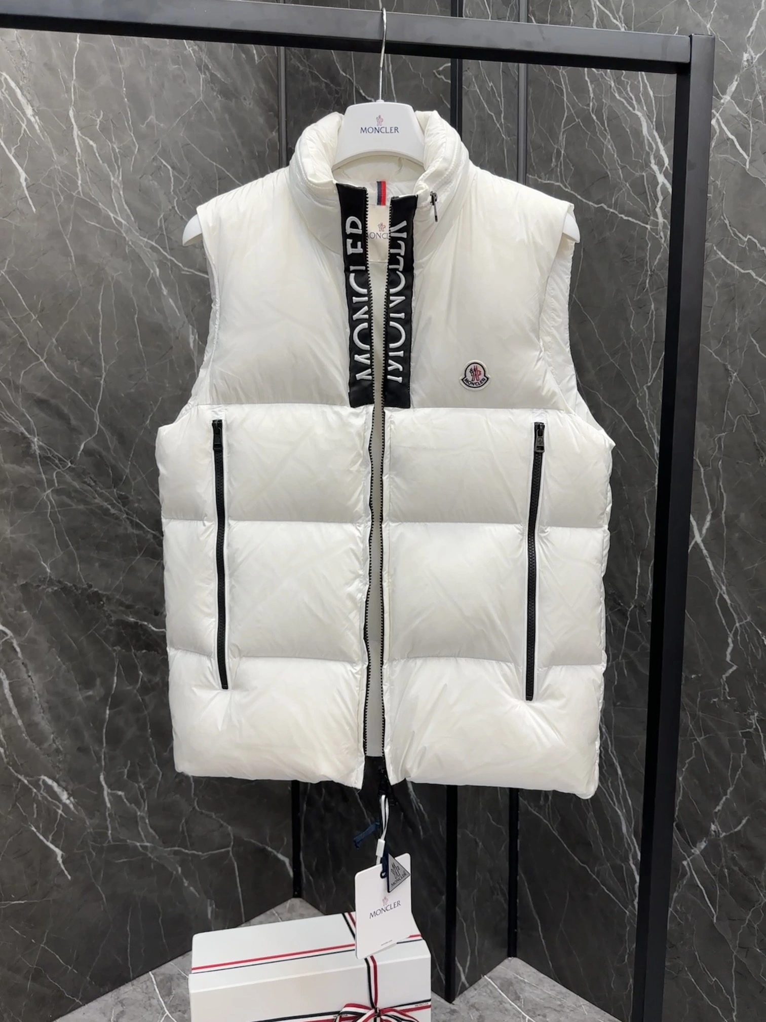 Exact replica Moncler Down Jackets