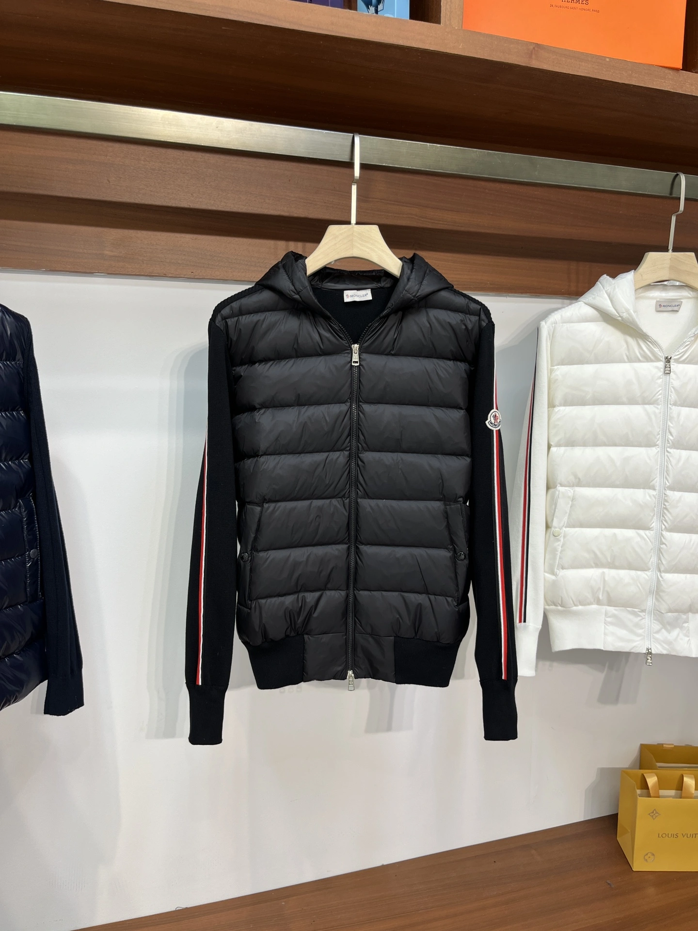 Accurate model Moncler Down Jackets