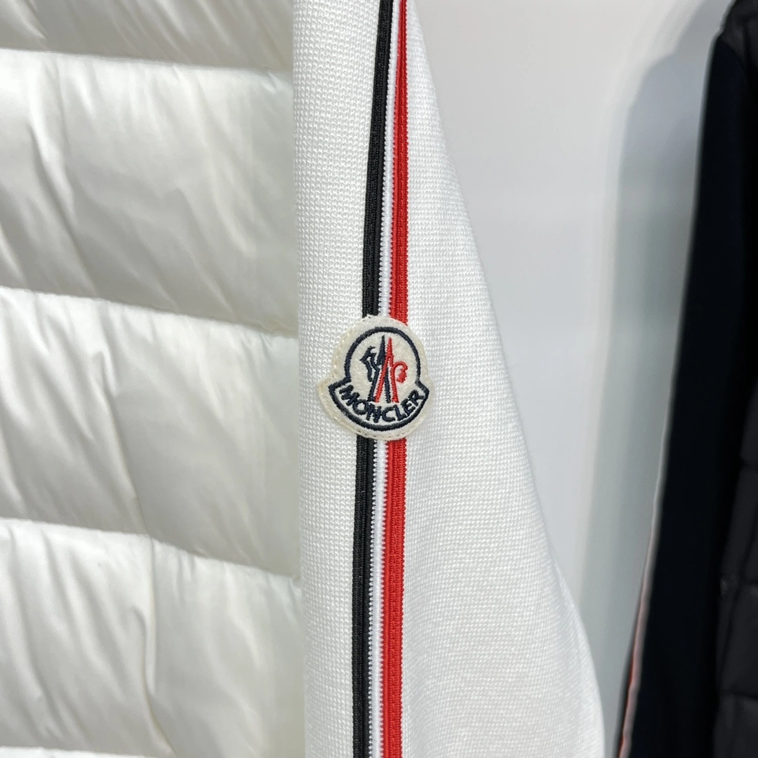 Accurate model Moncler Down Jackets