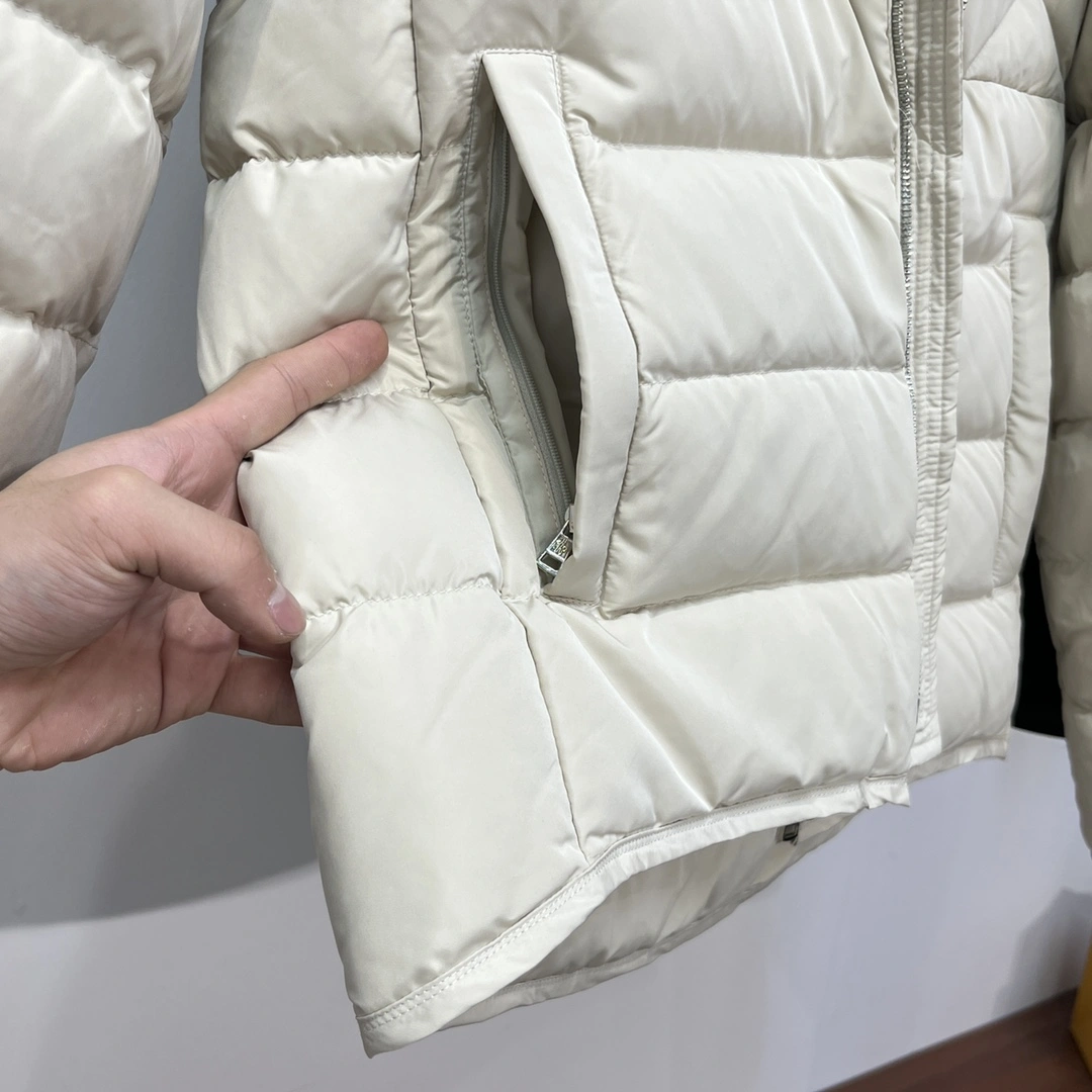 Inexpensive Moncler Down Jackets