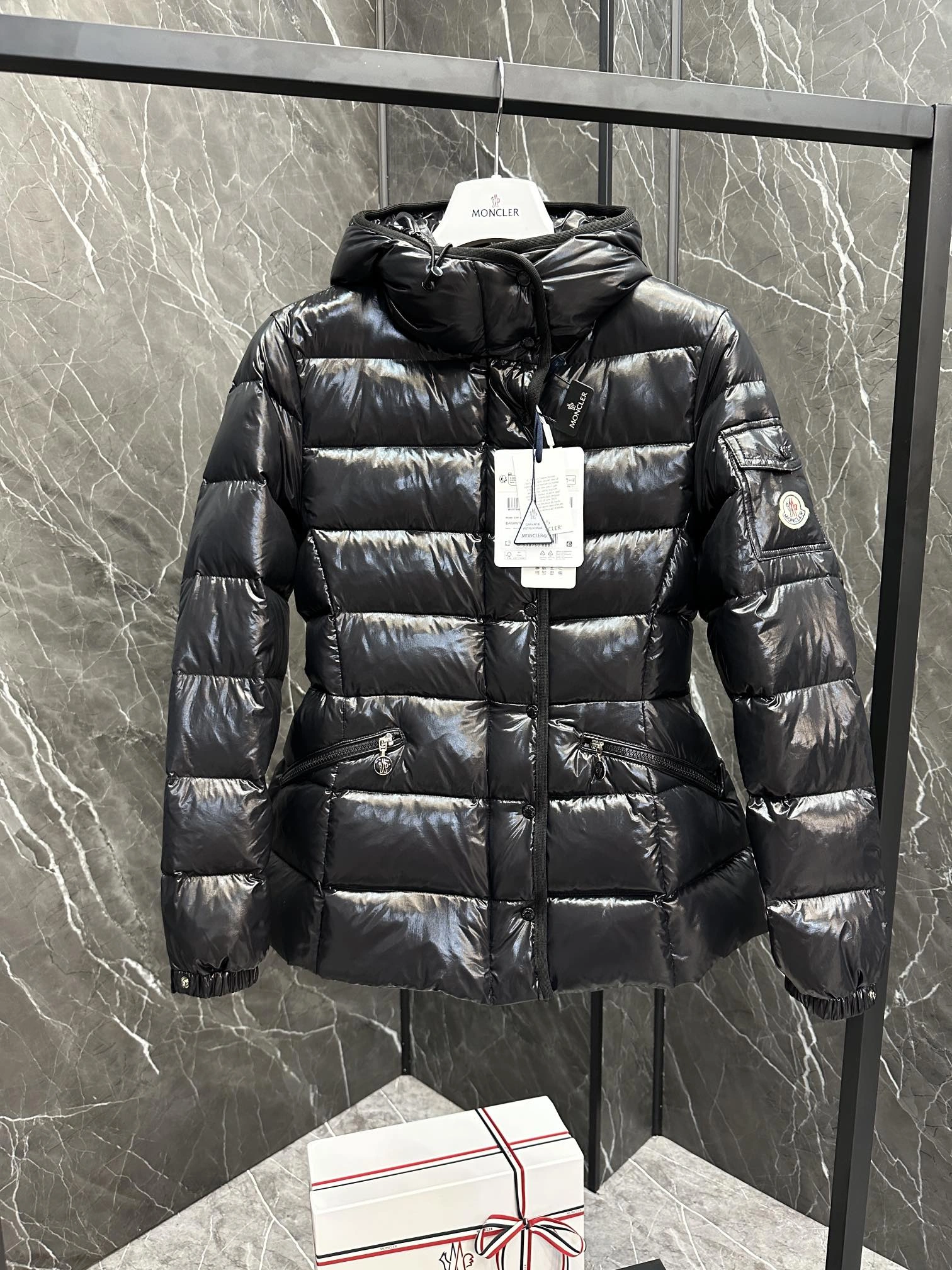 High accuracy Moncler Down Jackets
