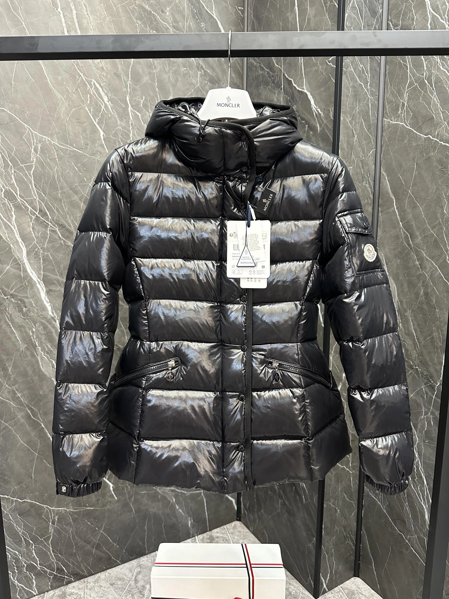 High accuracy Moncler Down Jackets