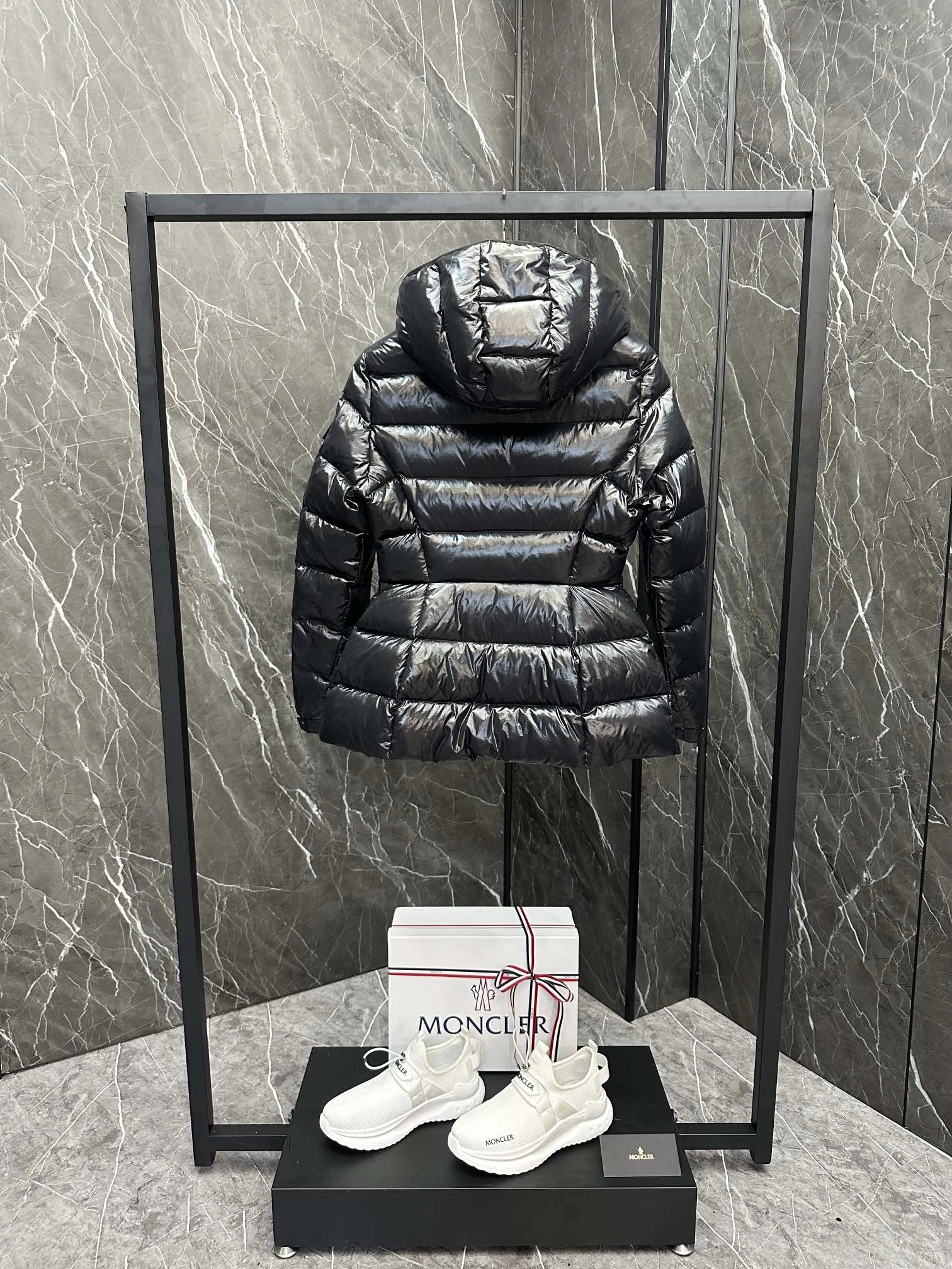 High accuracy Moncler Down Jackets