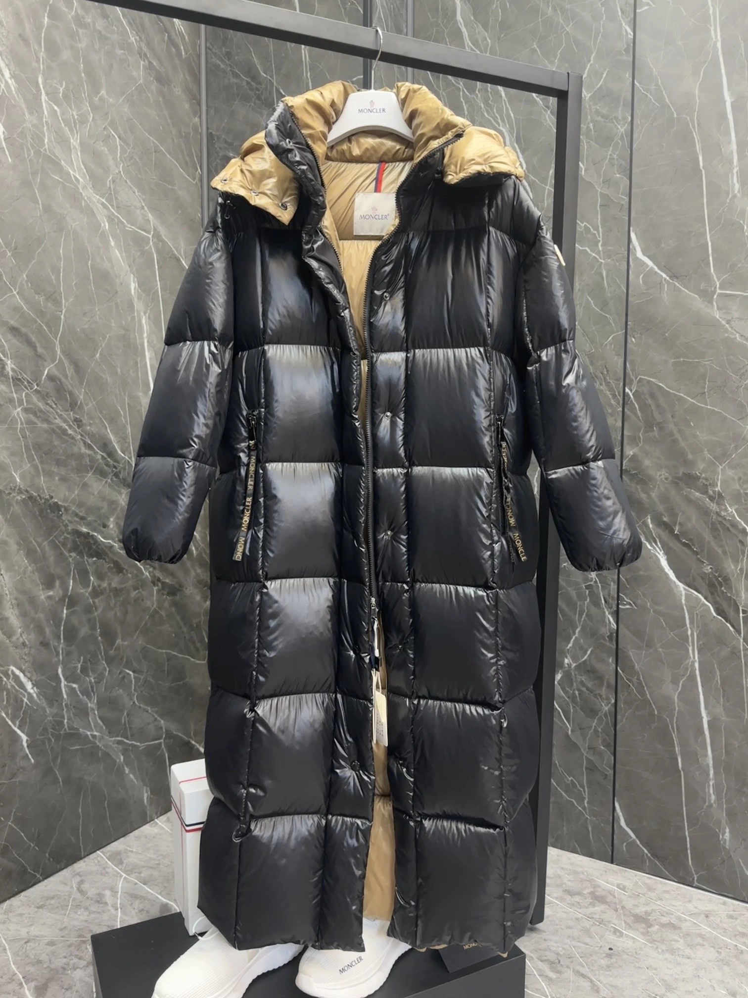 Brand-original Moncler Down Jackets