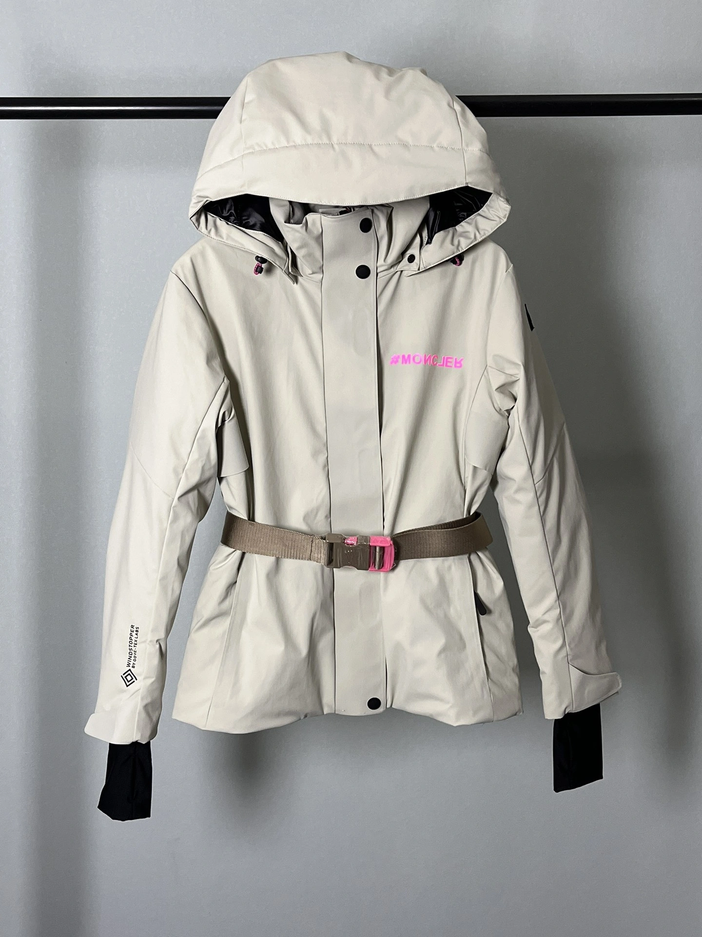 Accurate model Moncler Down Jackets