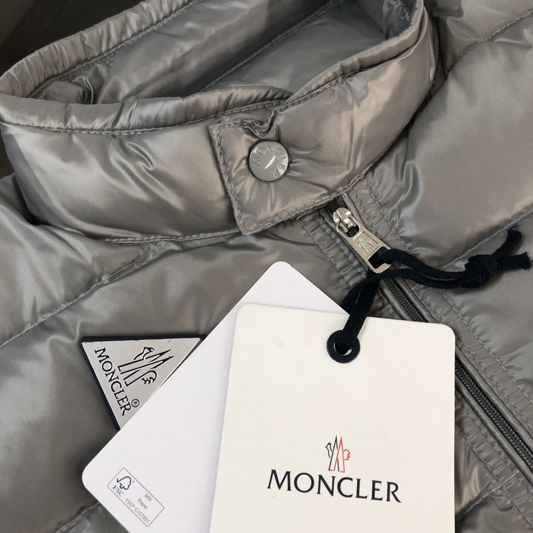 Low-cost Moncler Down Jackets