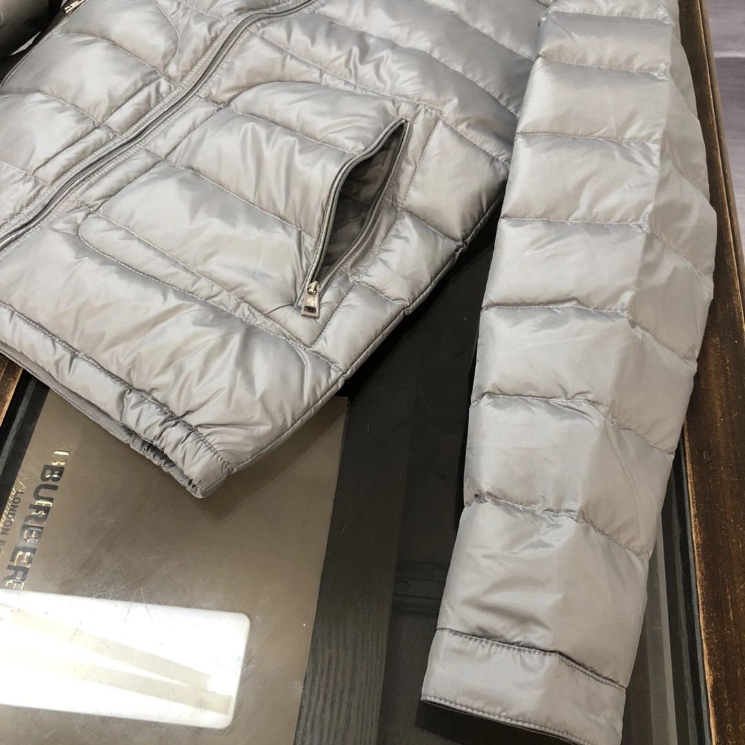 Low-cost Moncler Down Jackets