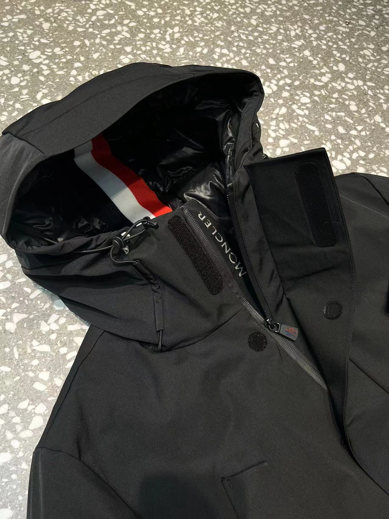 Exact replica Moncler Down Jackets