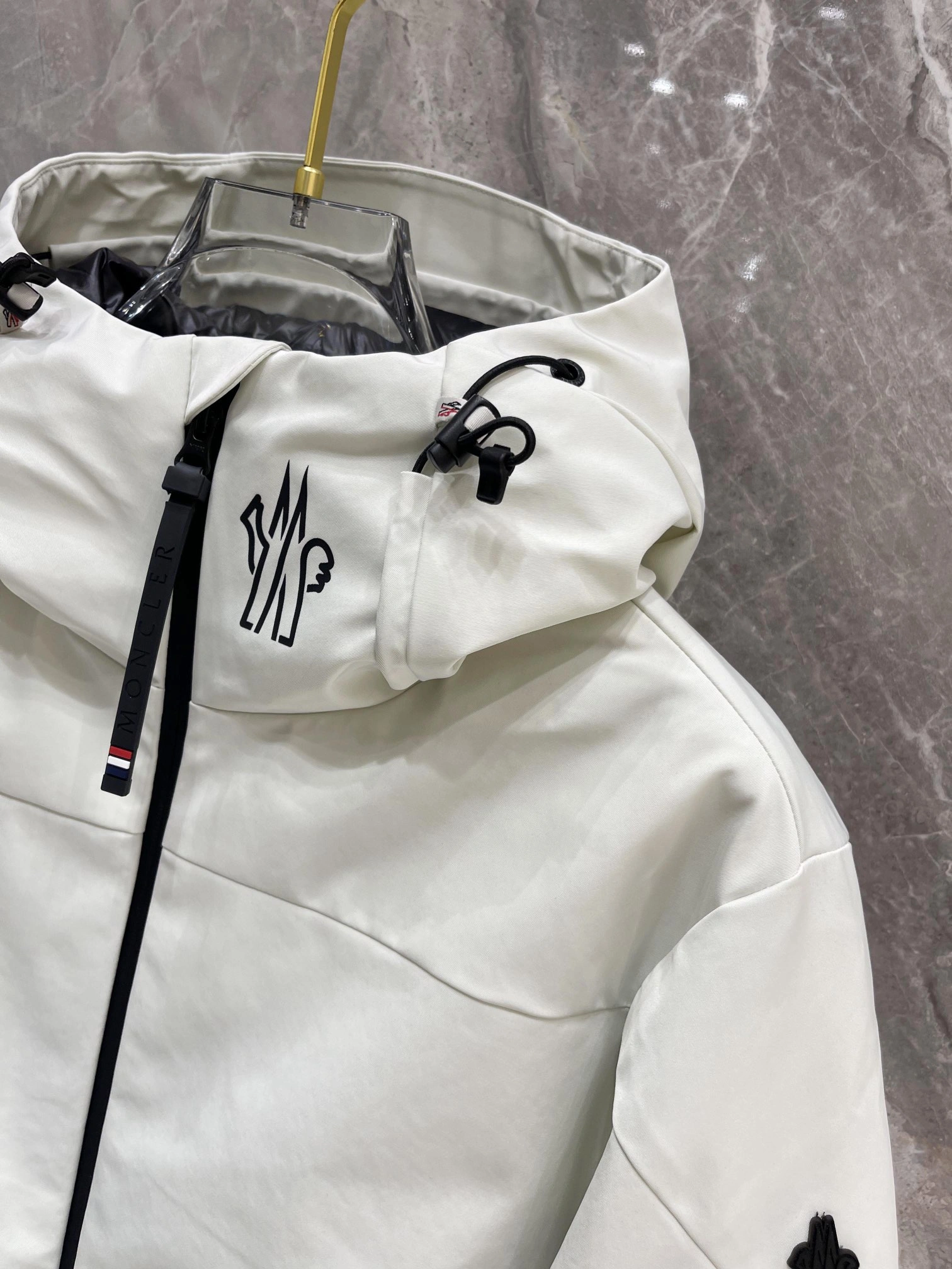 High accuracy Moncler Down Jackets