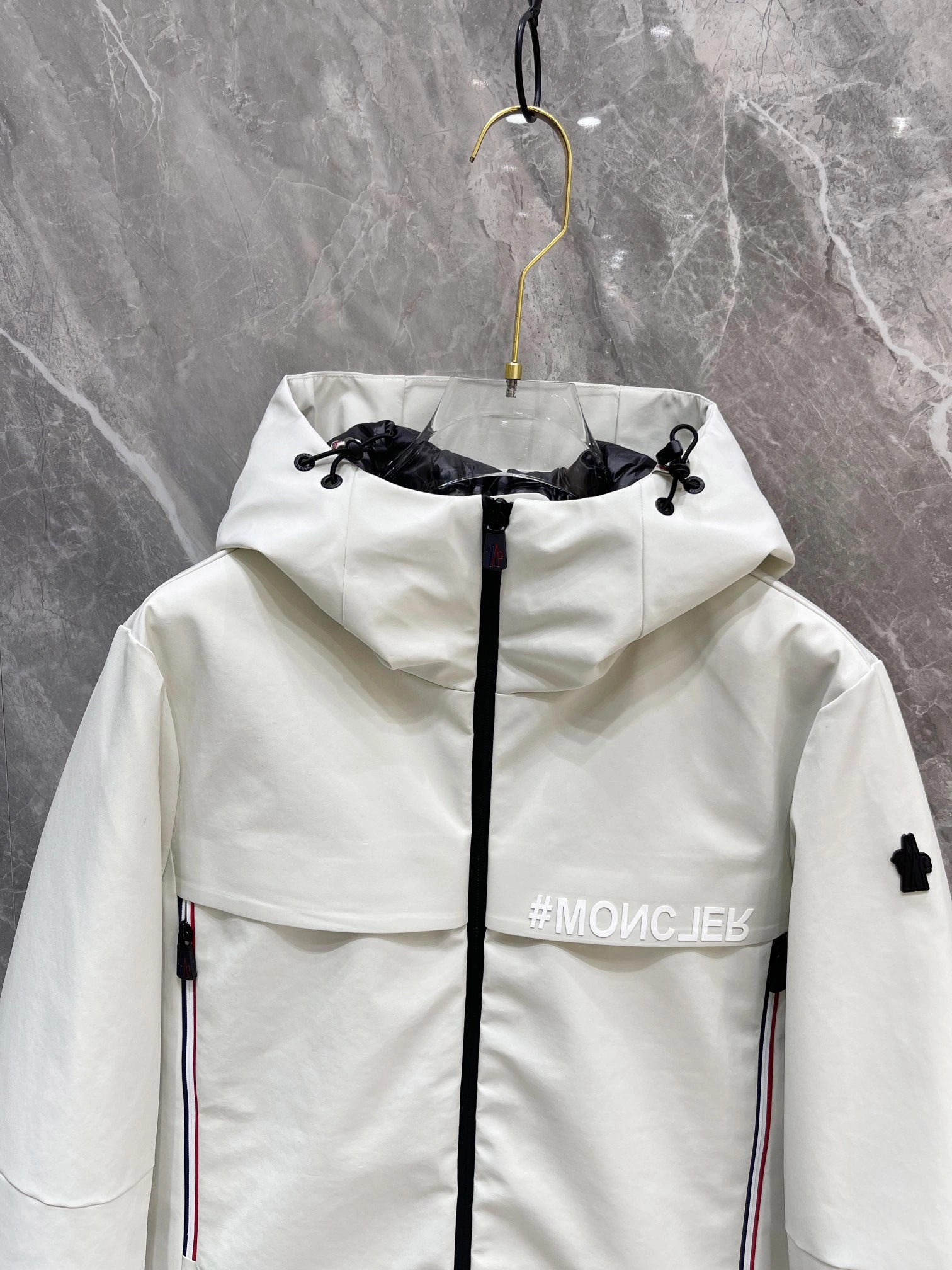 Official Moncler Down Jackets