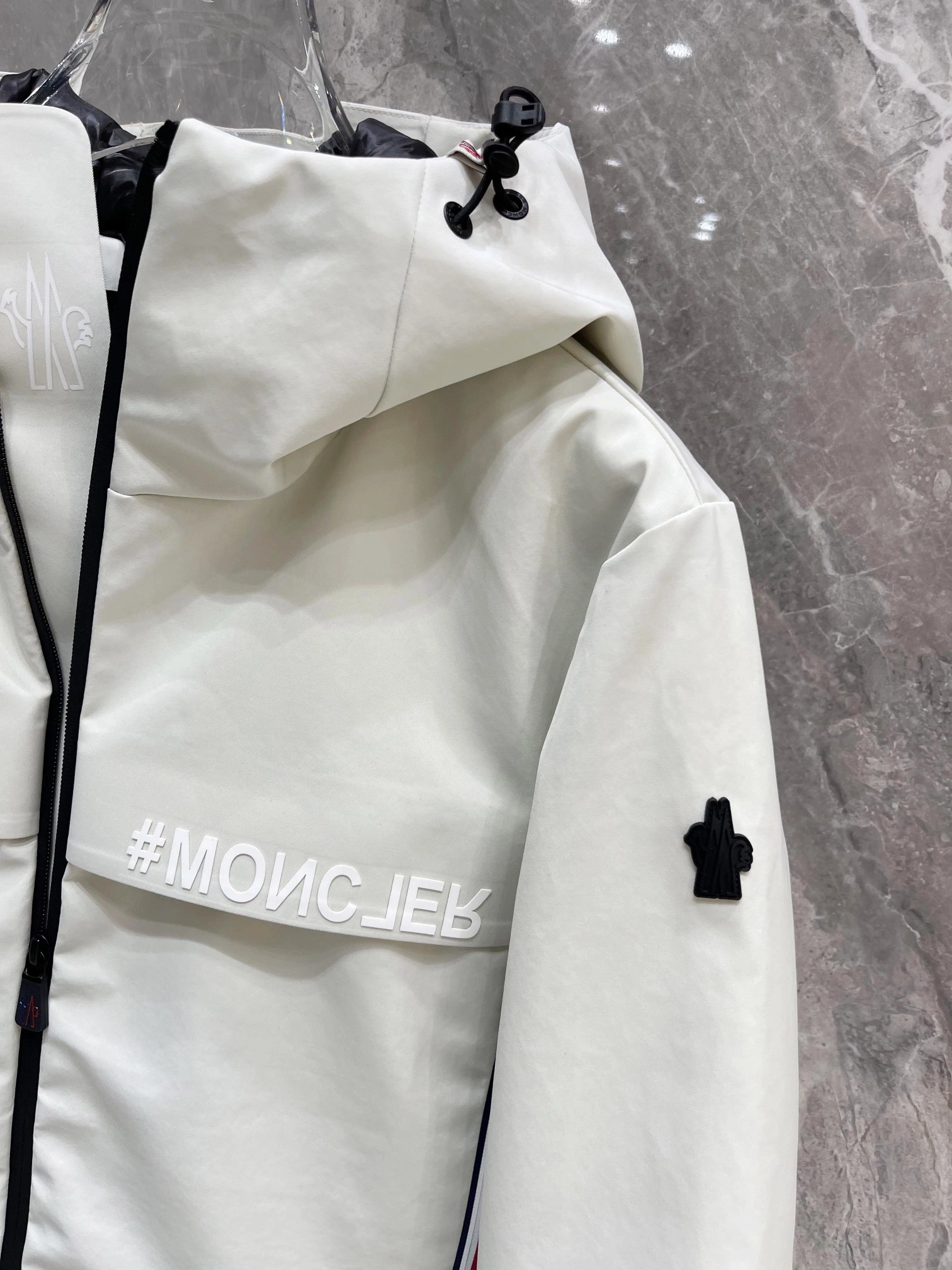 Official Moncler Down Jackets