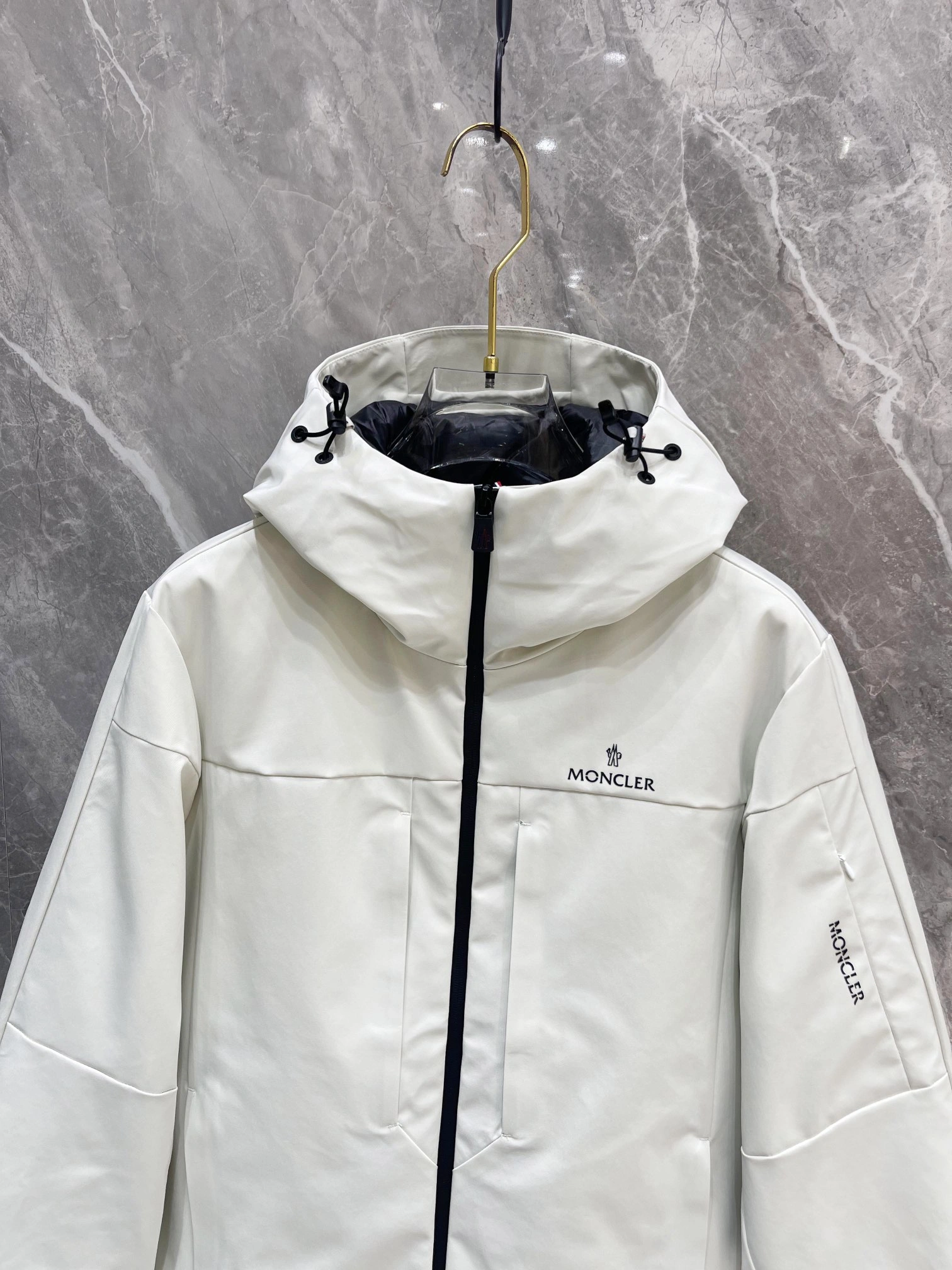Cut-rate Moncler Down Jackets