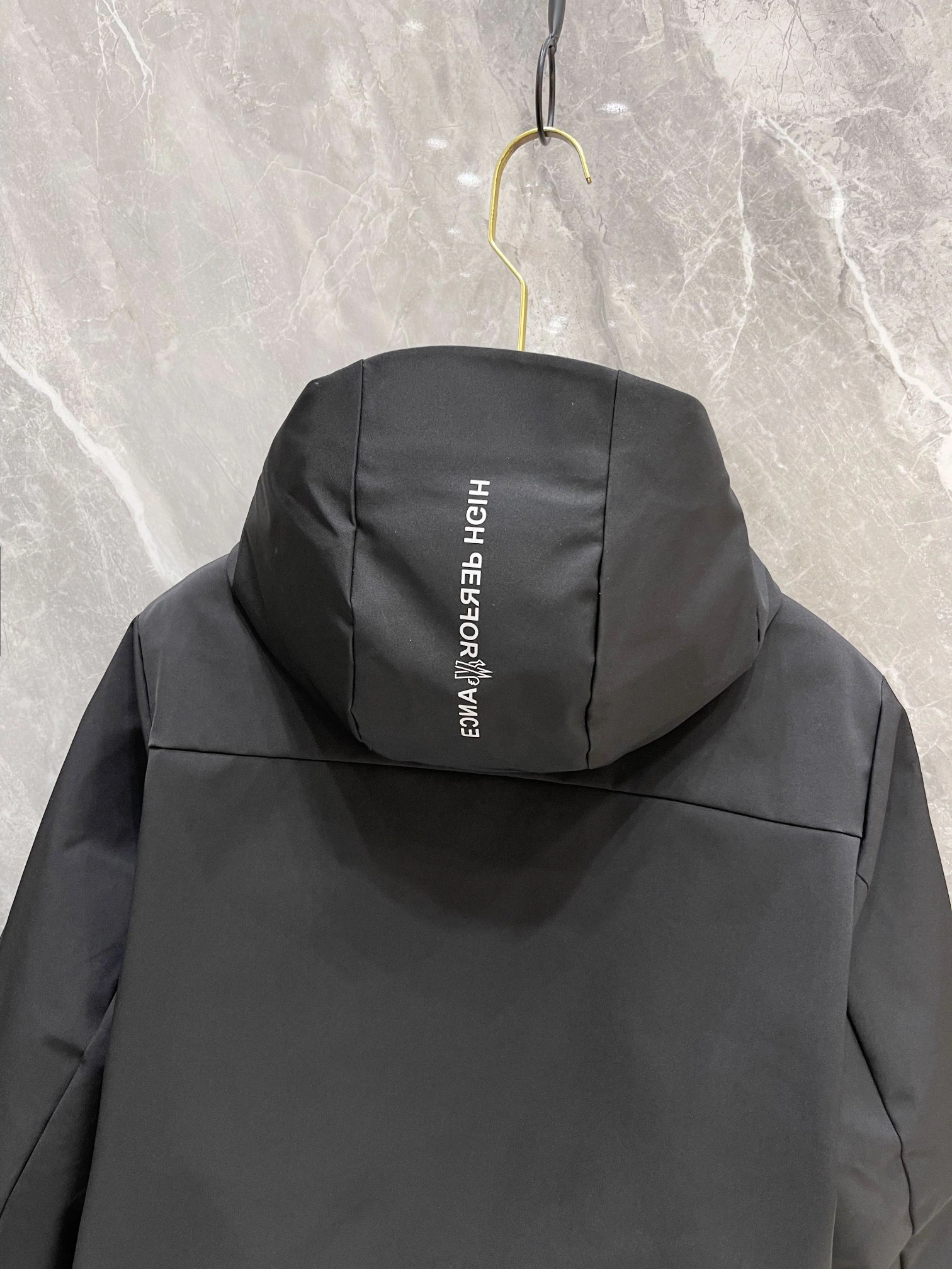 Bargain Moncler Down Jackets