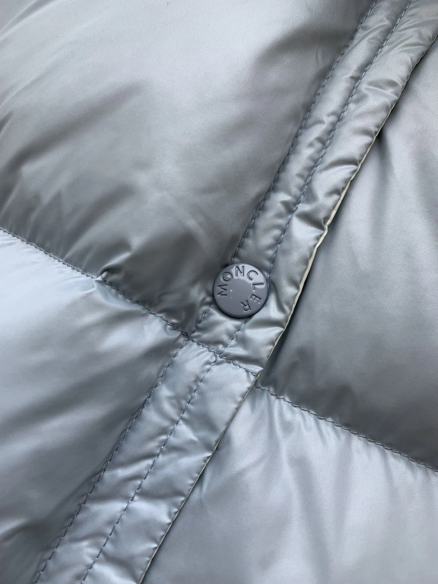 Official Moncler Down Jackets
