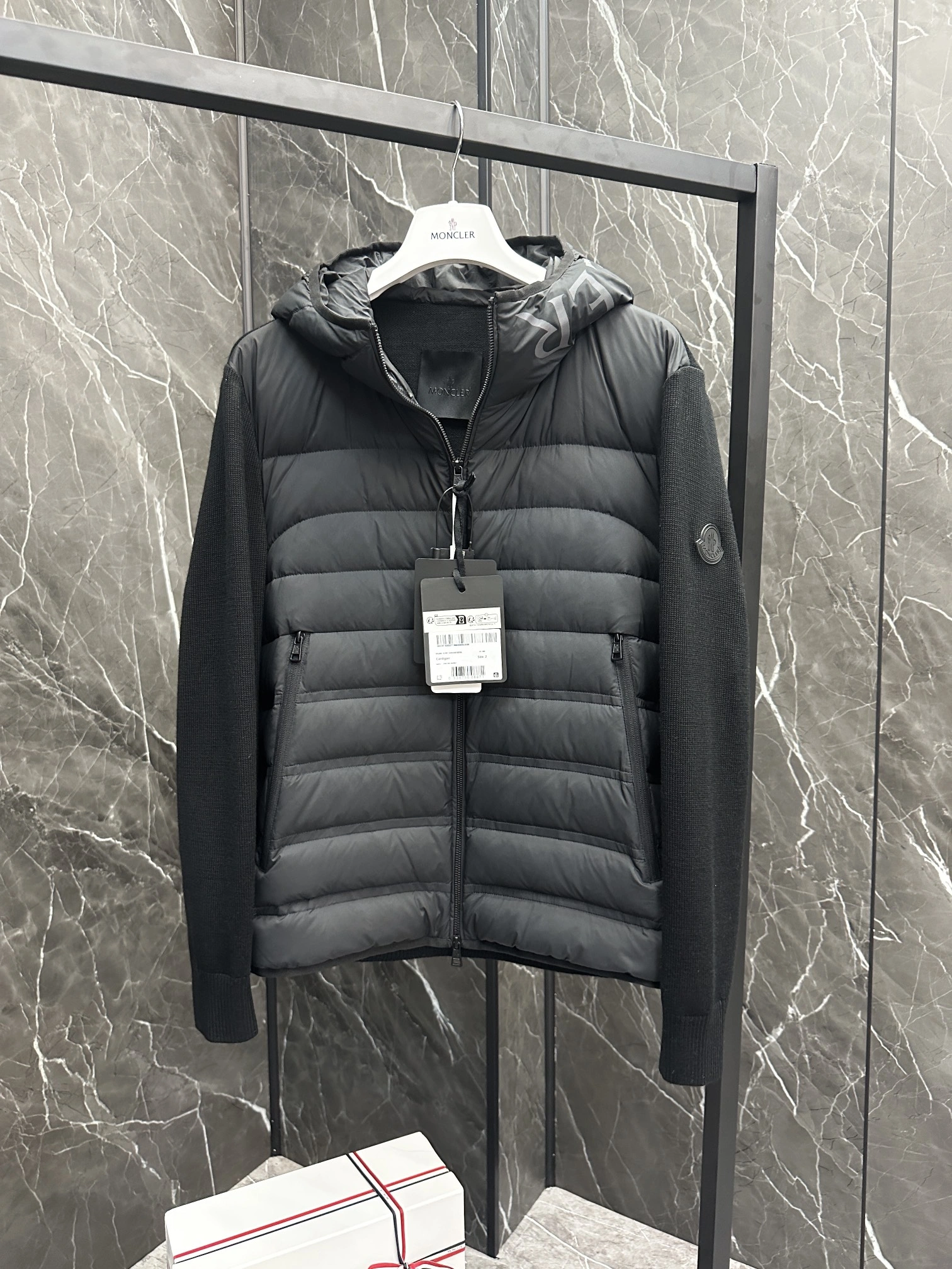 Bargain Moncler Down Jackets