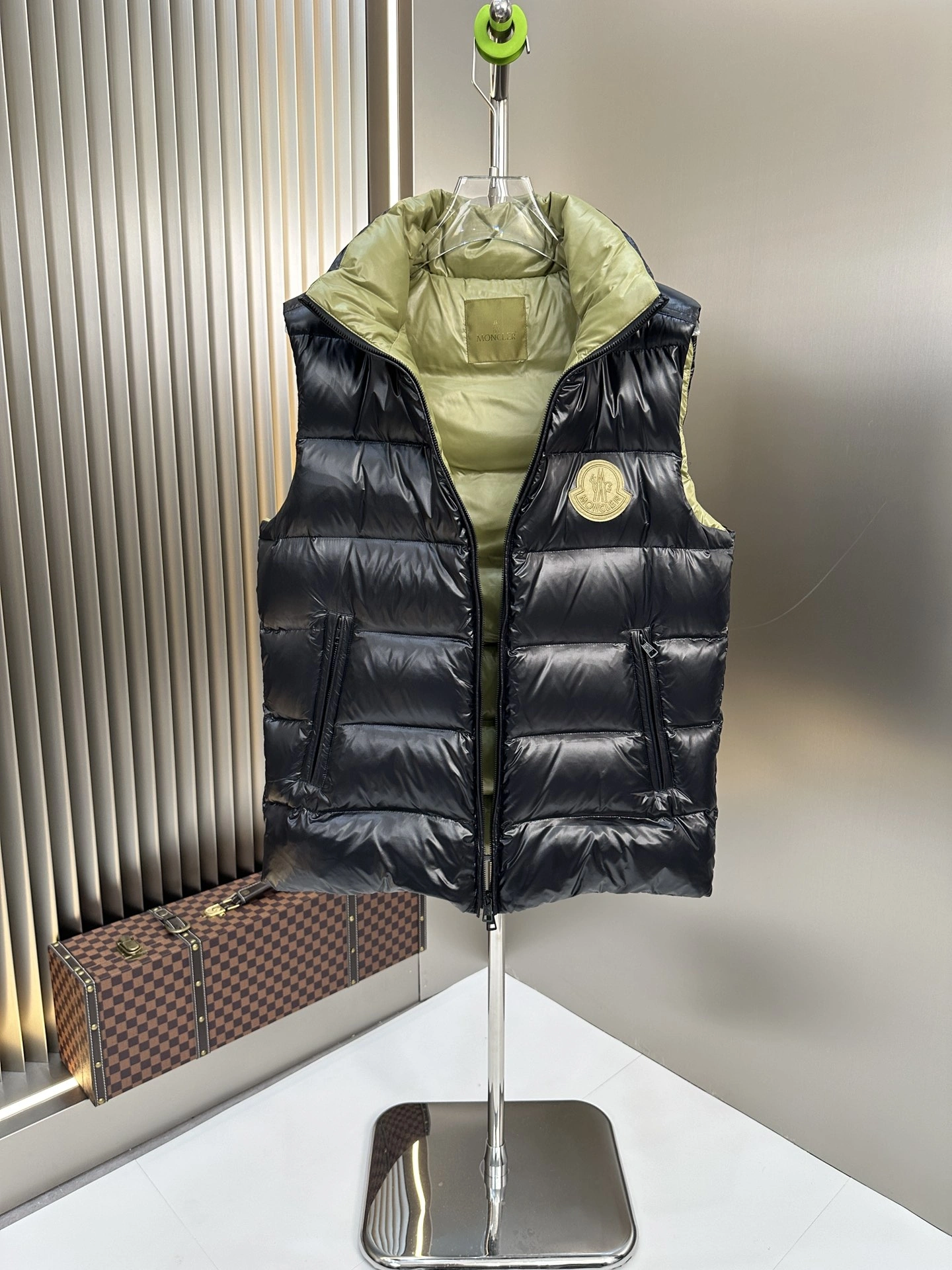 Official Moncler Down Jackets