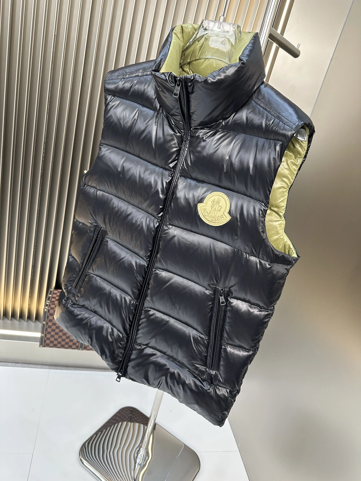 Official Moncler Down Jackets