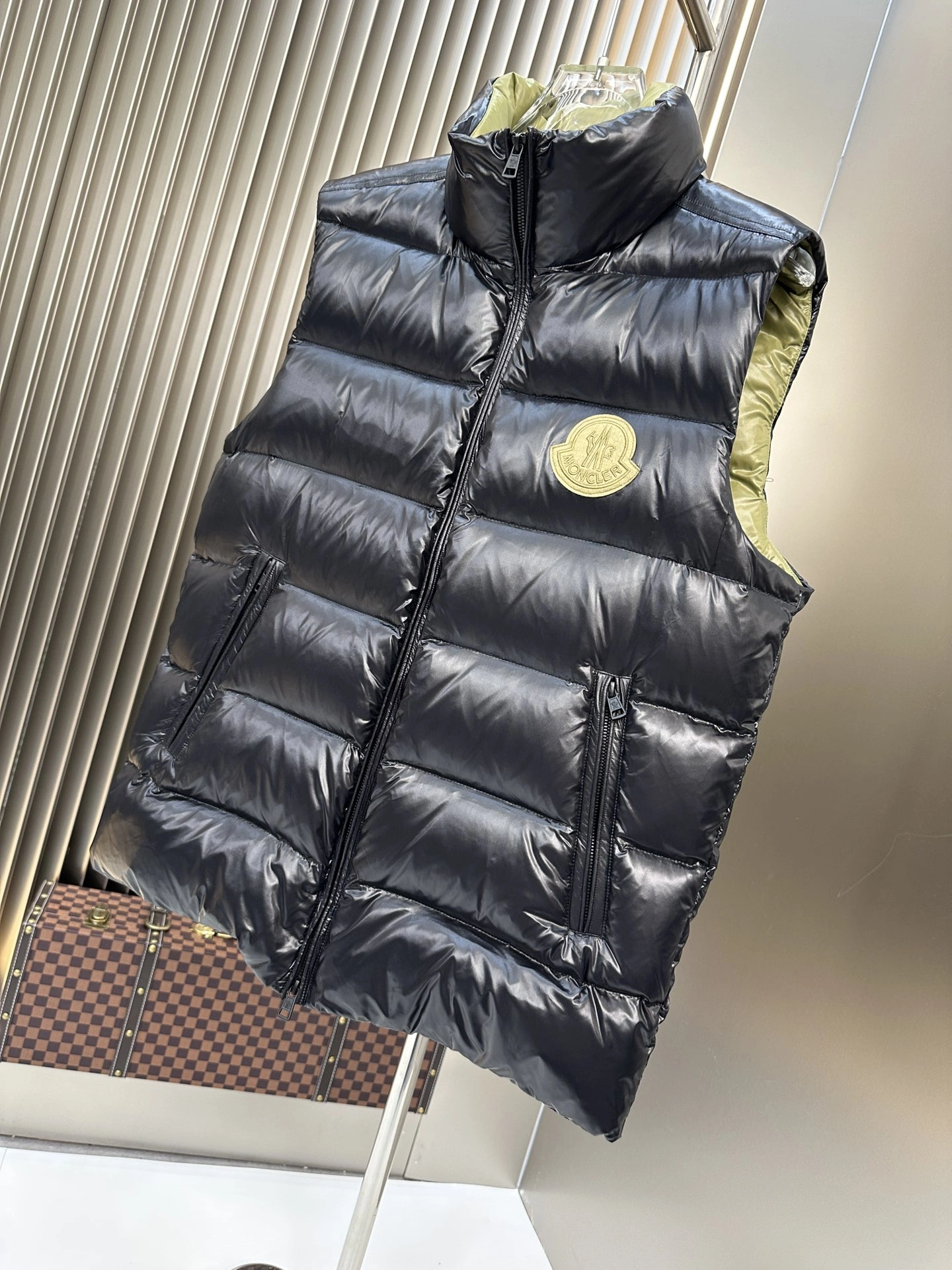 Official Moncler Down Jackets