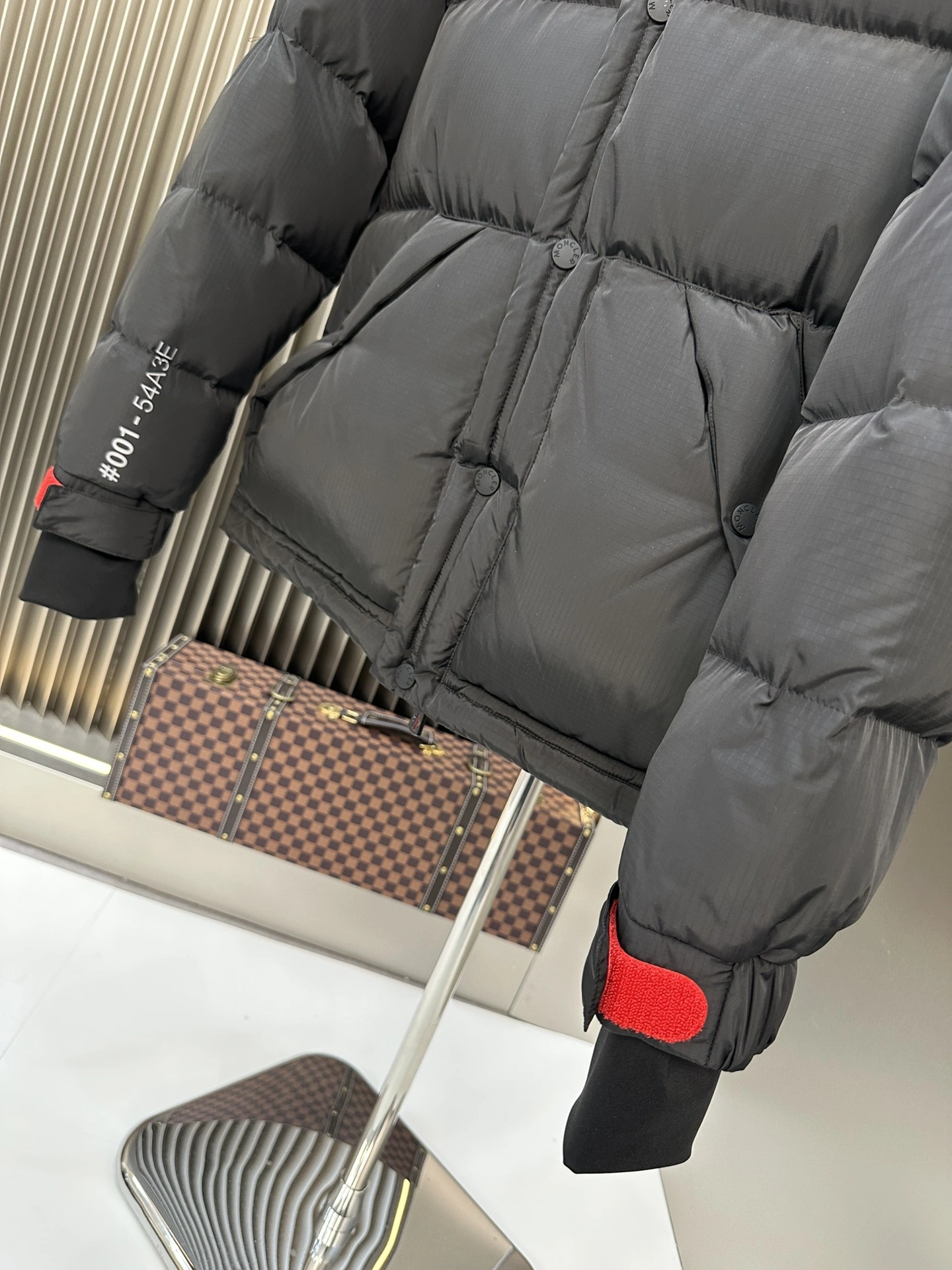 Top mirror Moncler Down Jackets