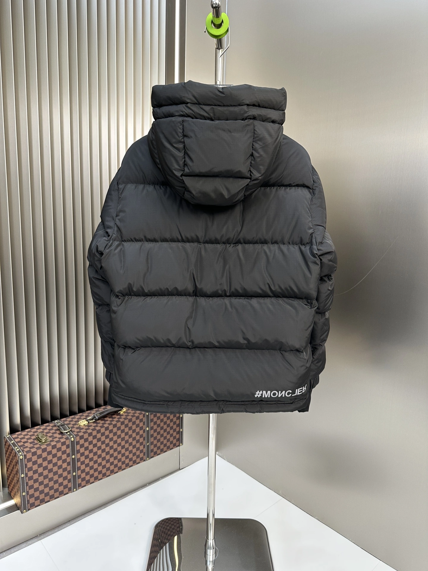 Top mirror Moncler Down Jackets