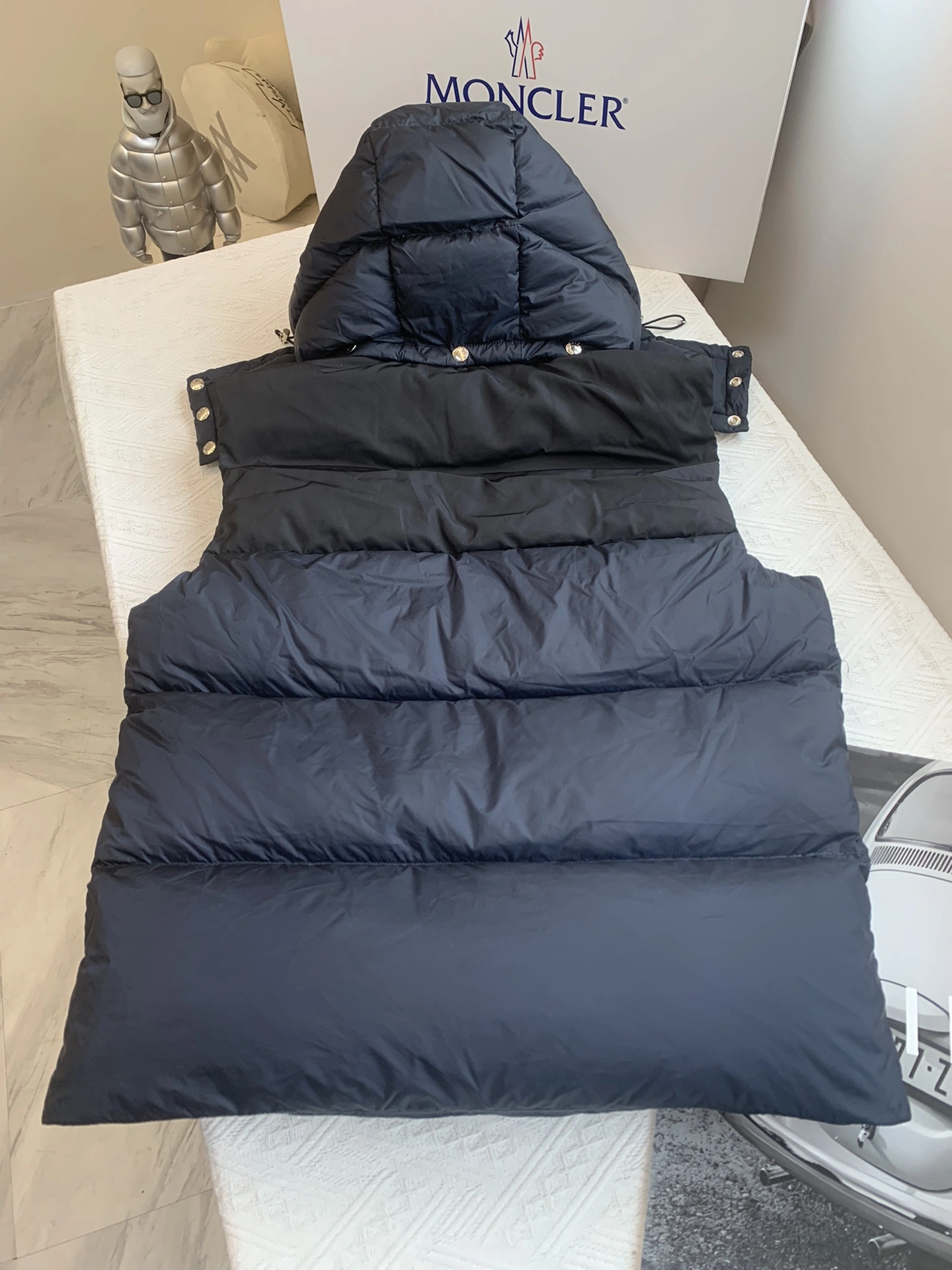 Low-cost Moncler Down Jackets