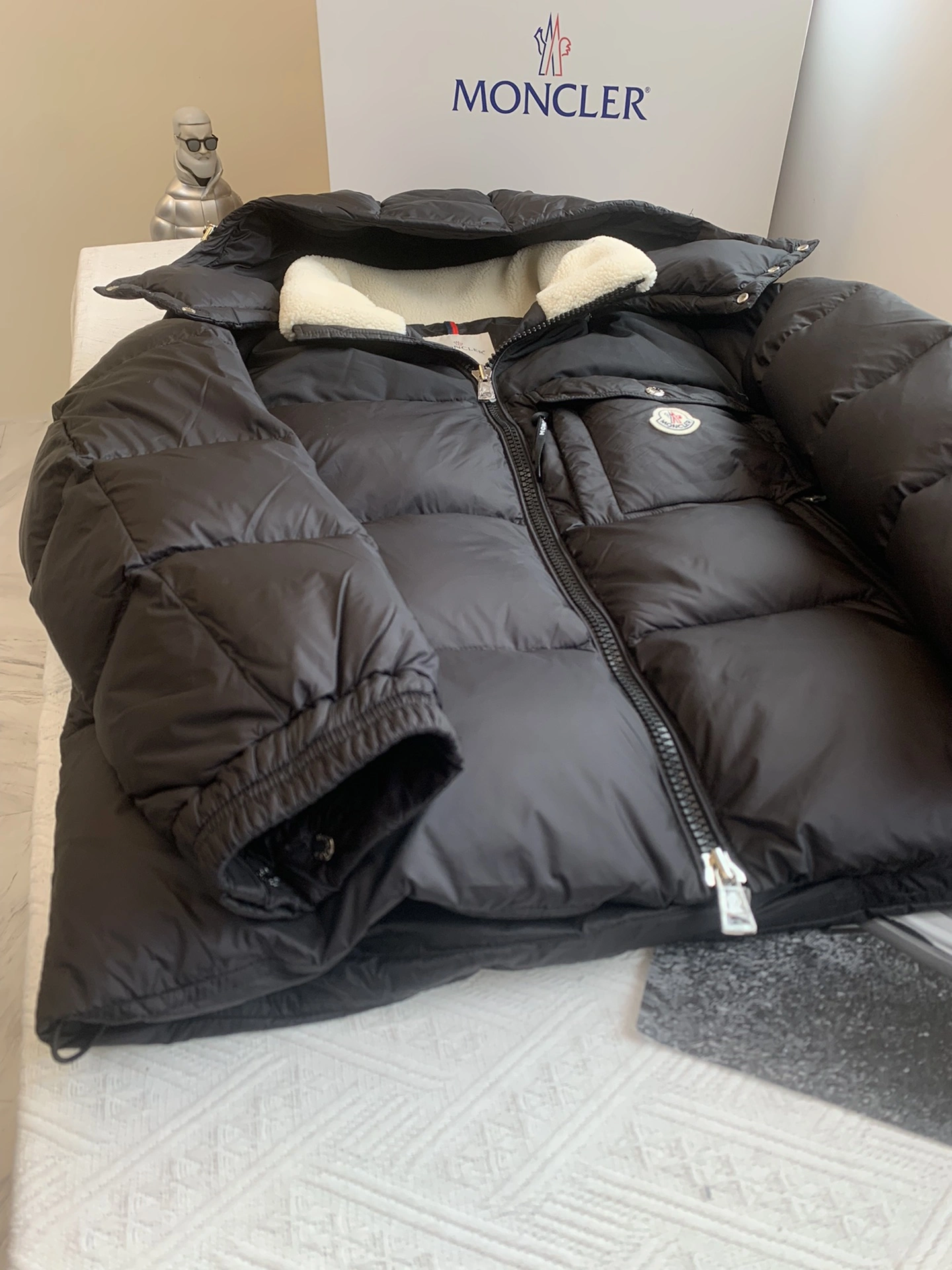 High fidelity Moncler Down Jackets