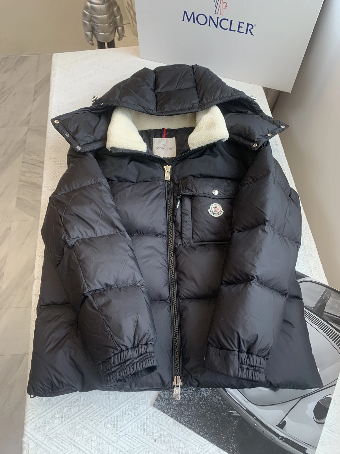 High fidelity Moncler Down Jackets