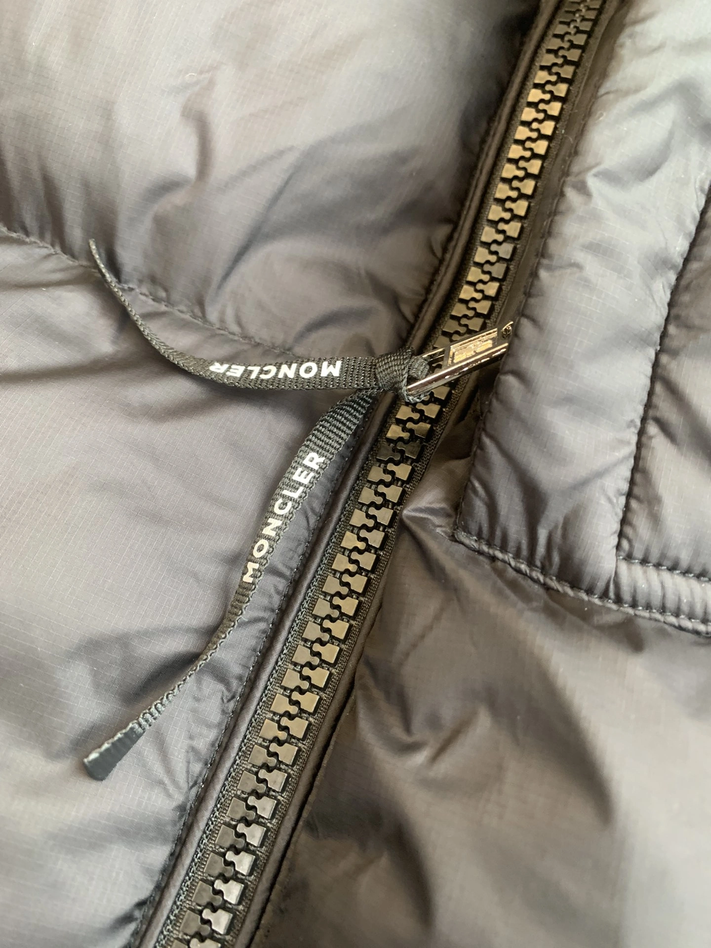 High fidelity Moncler Down Jackets