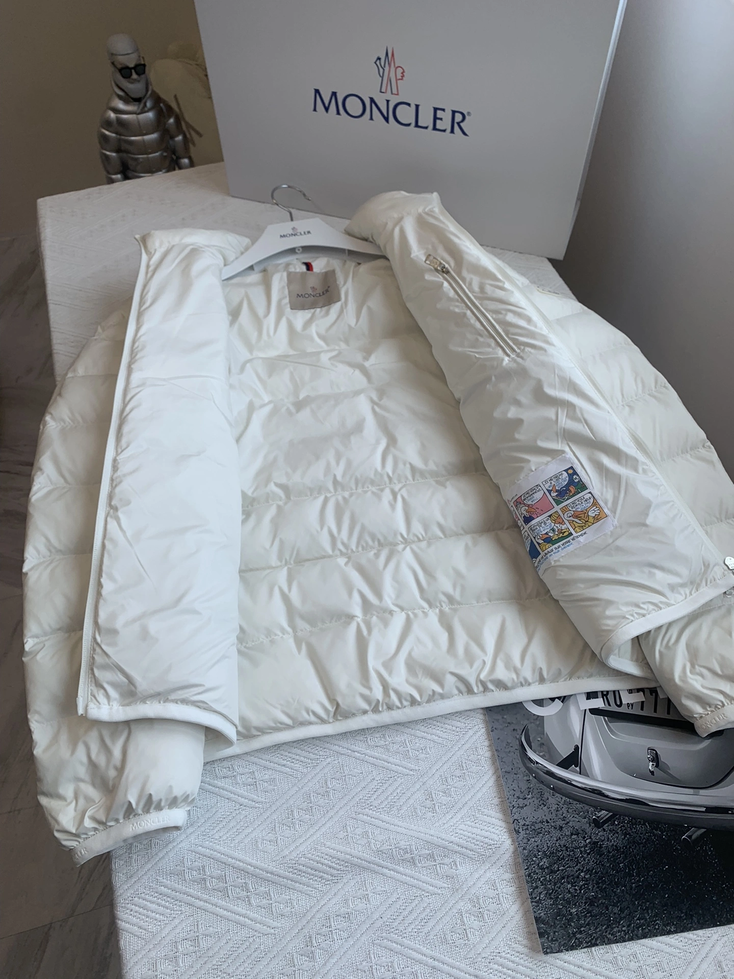 Mirror quality Moncler Down Jackets