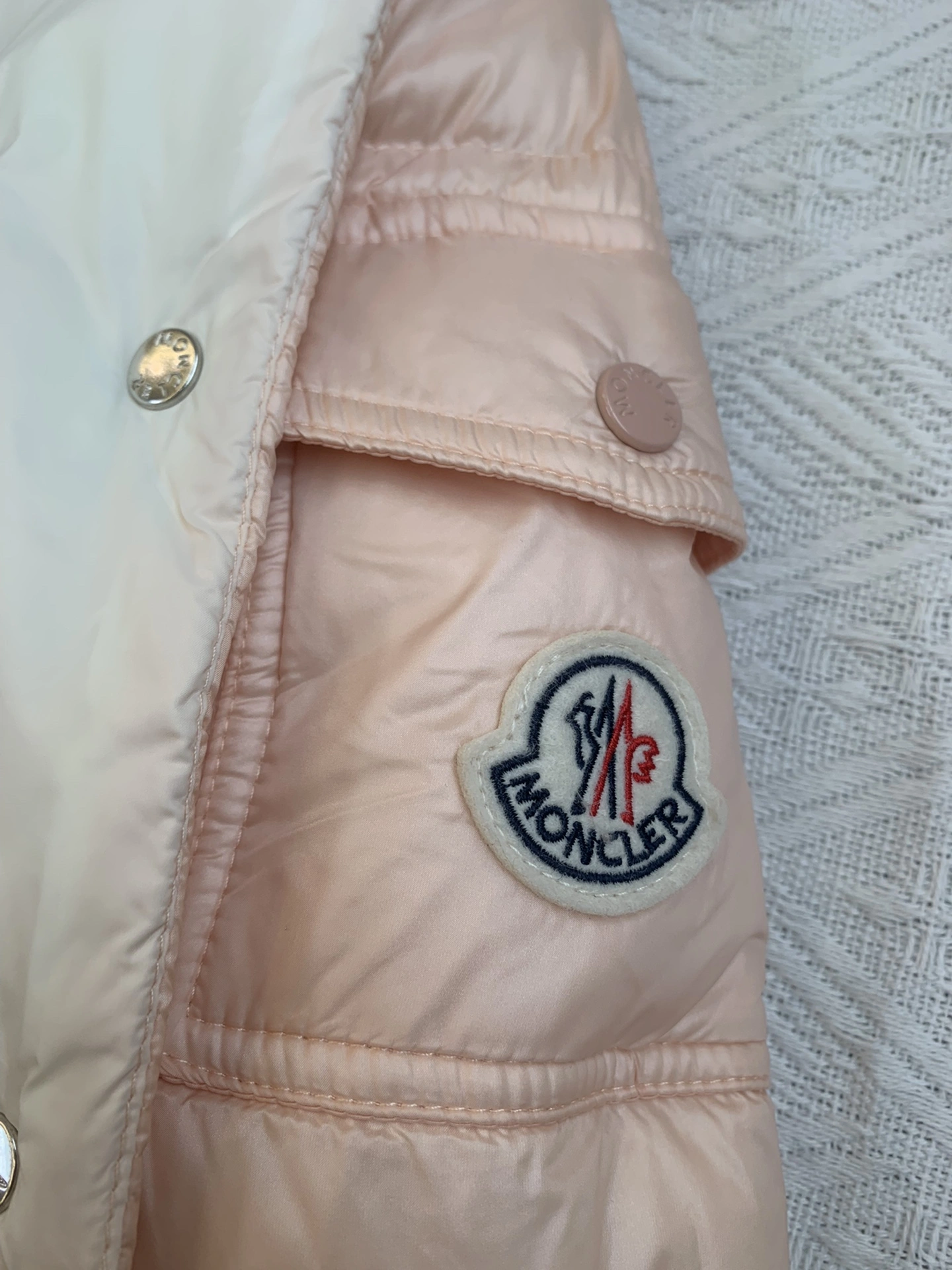Official Moncler Down Jackets