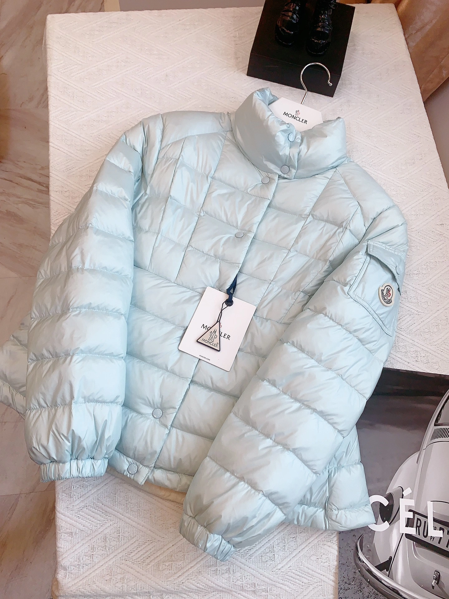 1:1 copy Moncler Down Jackets