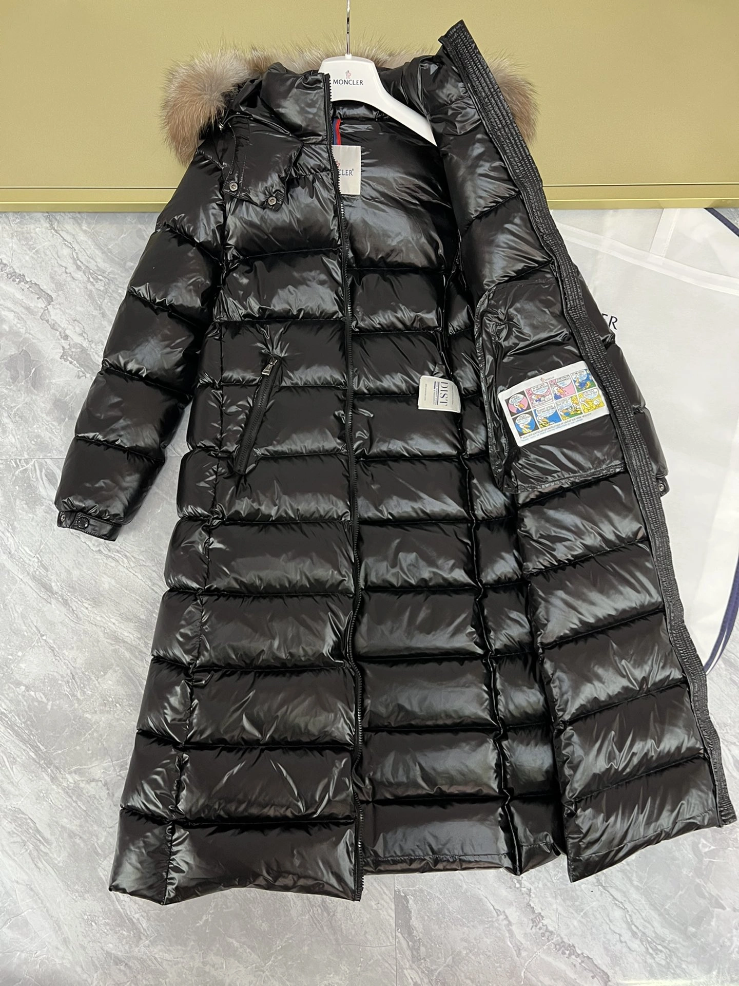 High accuracy Moncler Down Jackets