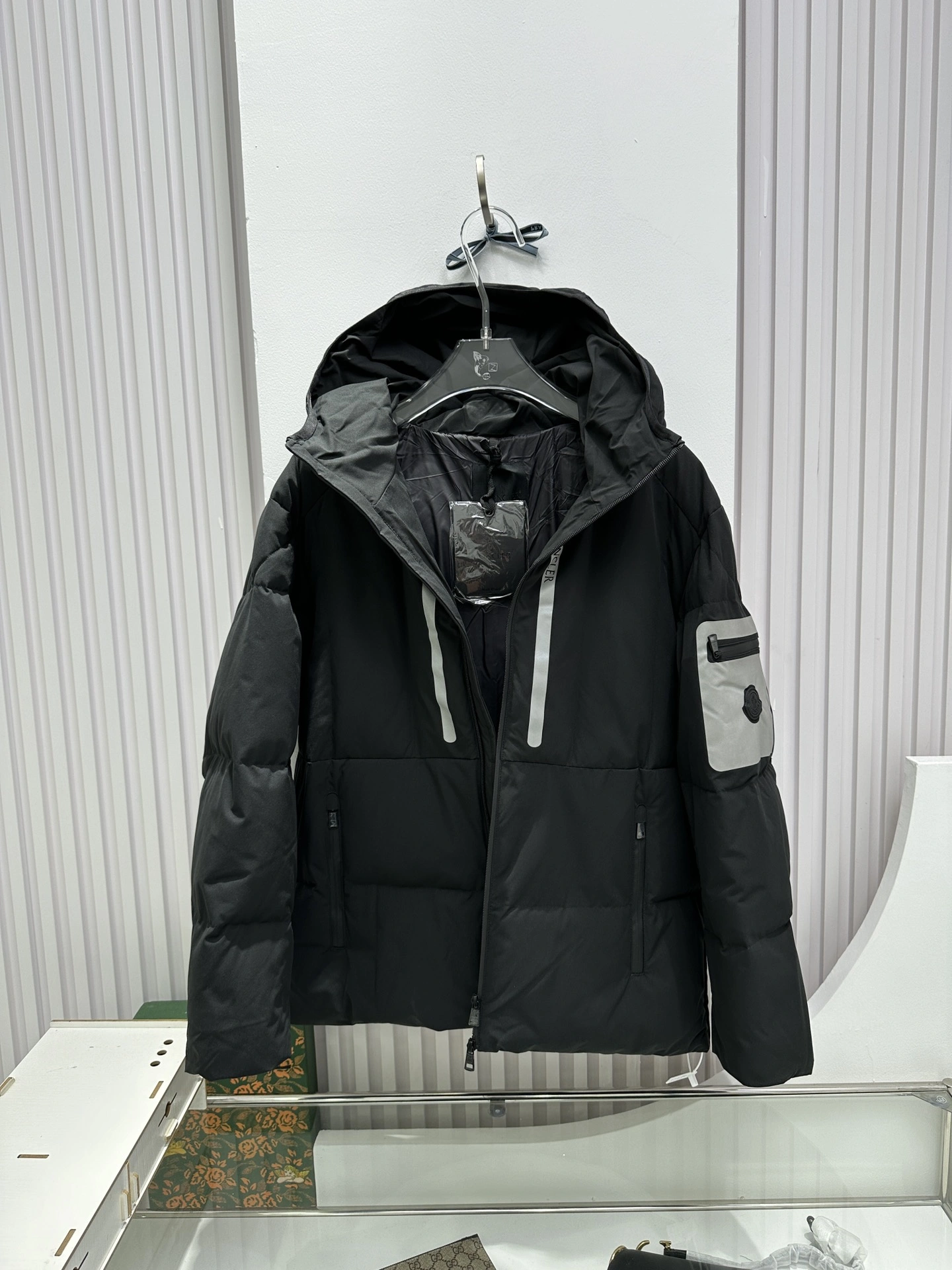 Cut-rate Moncler Down Jackets