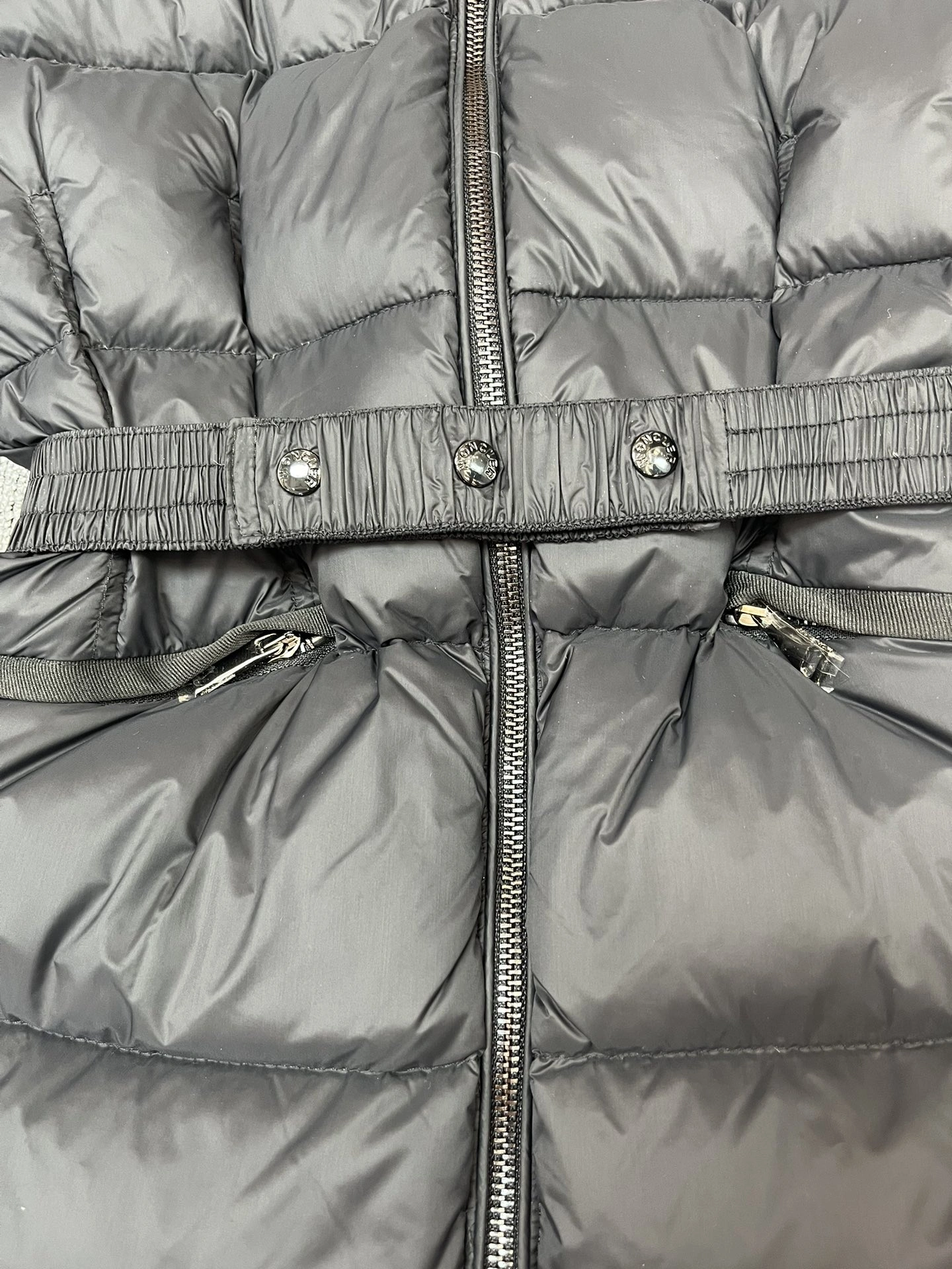 Bargain Moncler Down Jackets