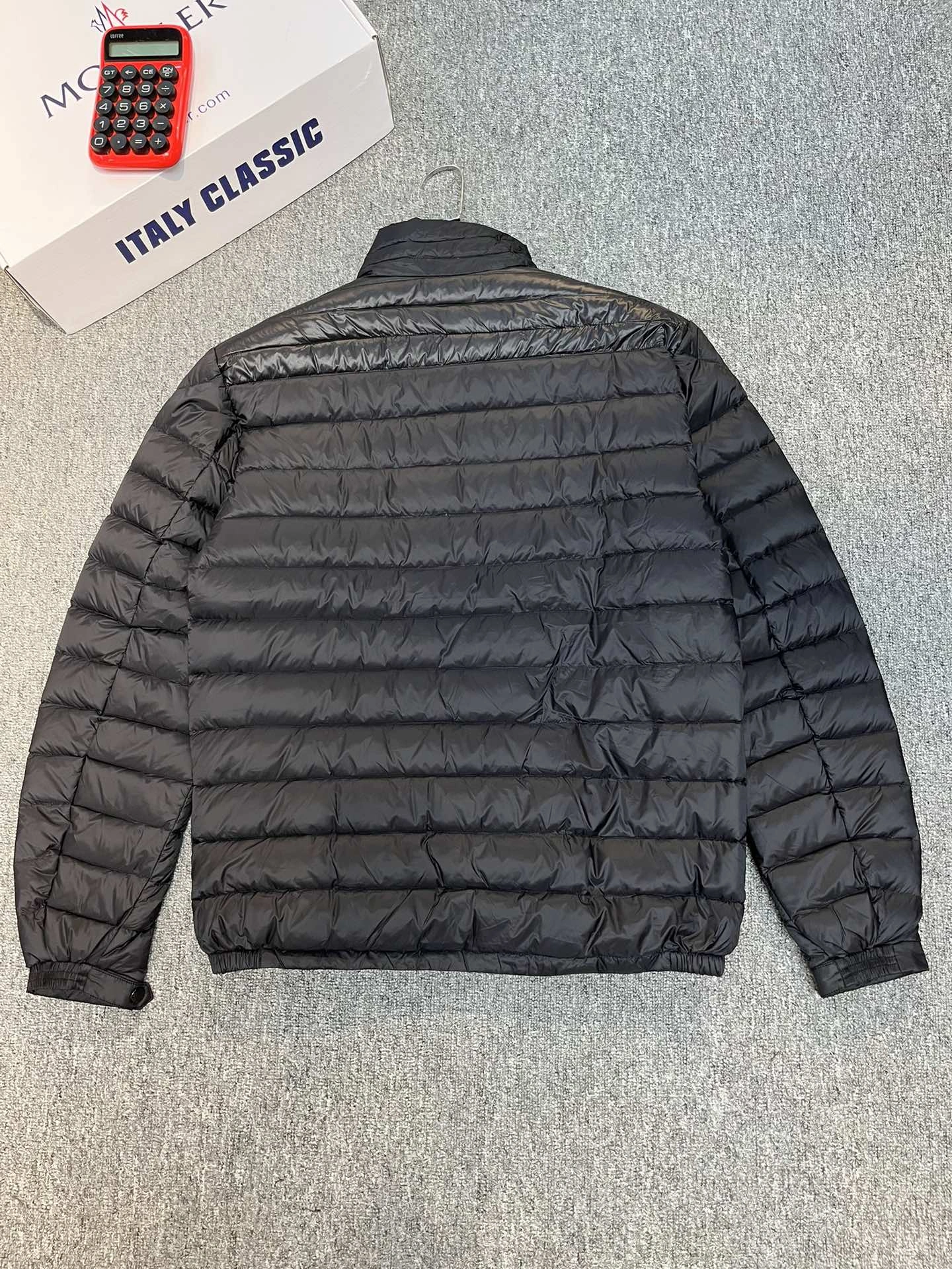 Cut-rate Moncler Down Jackets