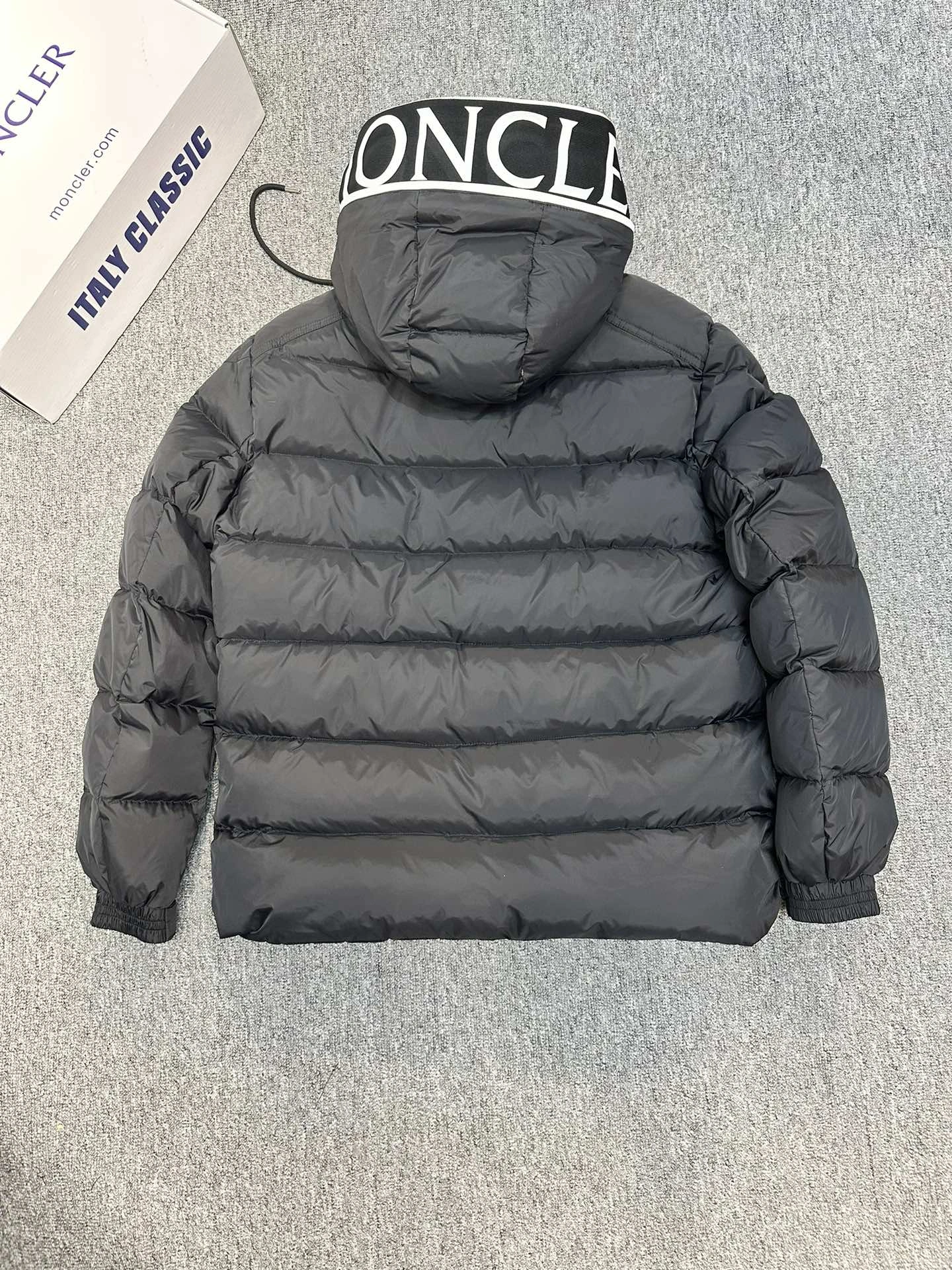 Discounted Moncler Down Jackets