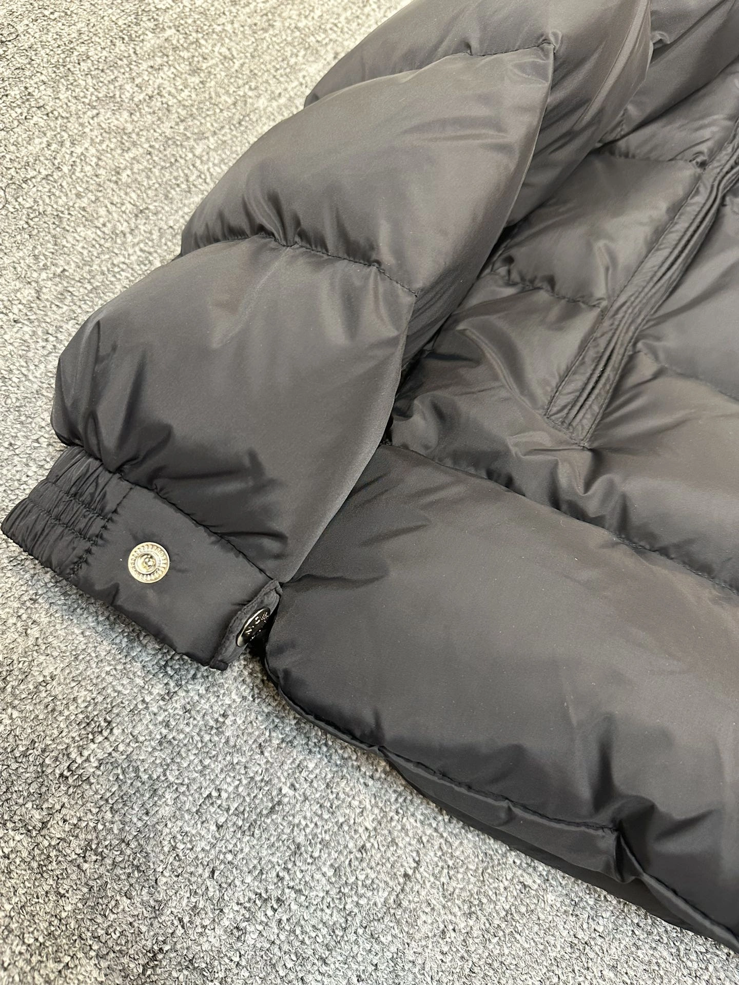 Discounted Moncler Down Jackets