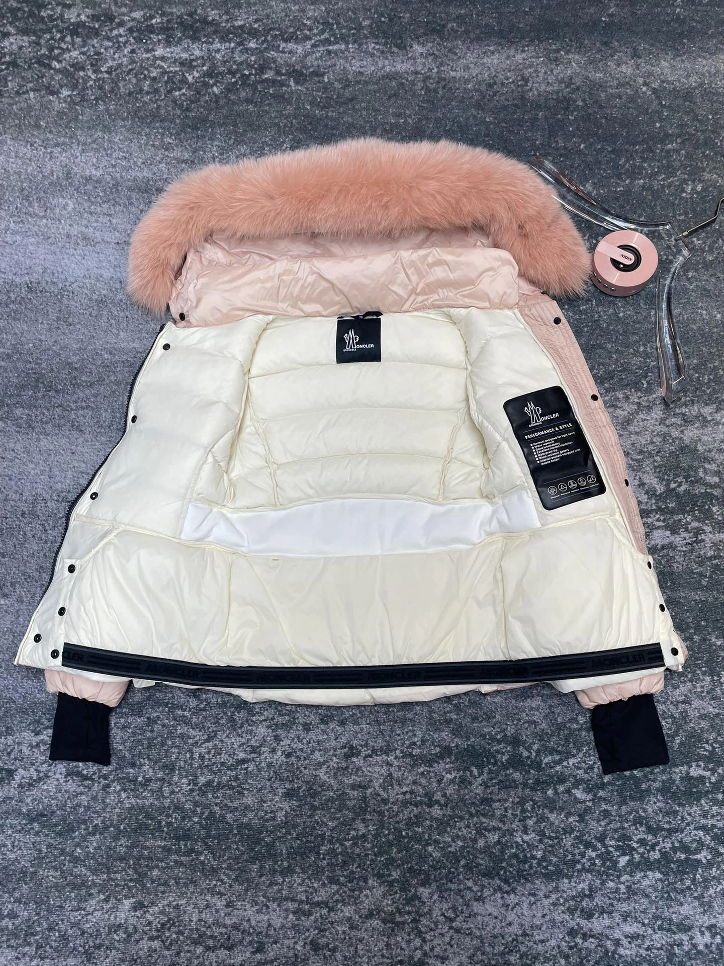 High fidelity Moncler Down Jackets