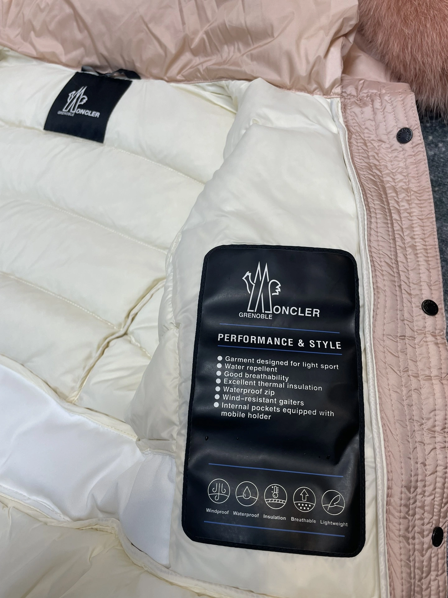 High fidelity Moncler Down Jackets