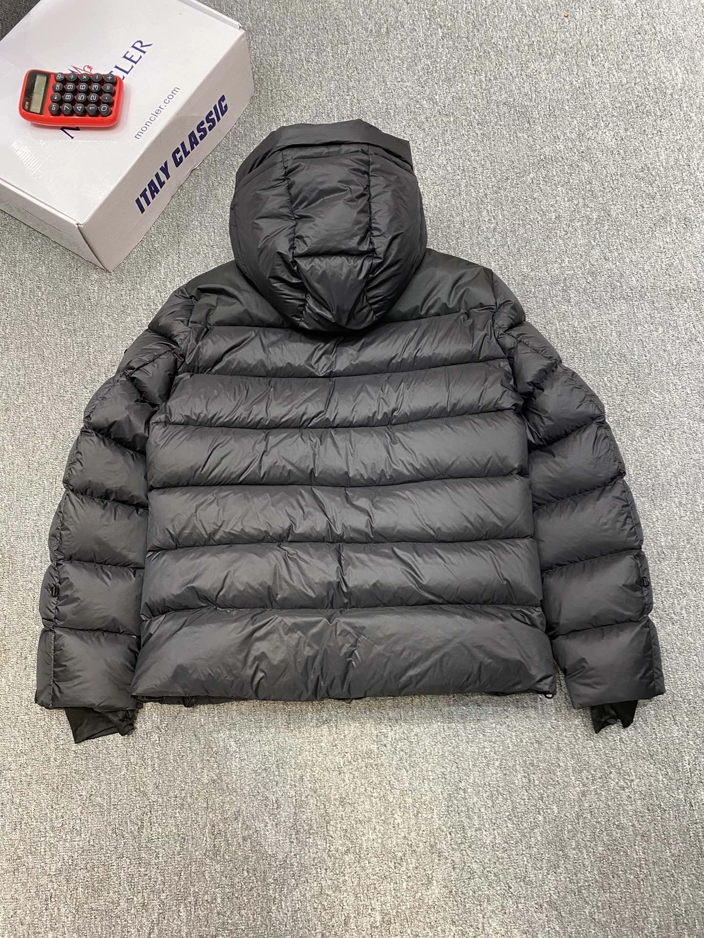 Bargain Moncler Down Jackets