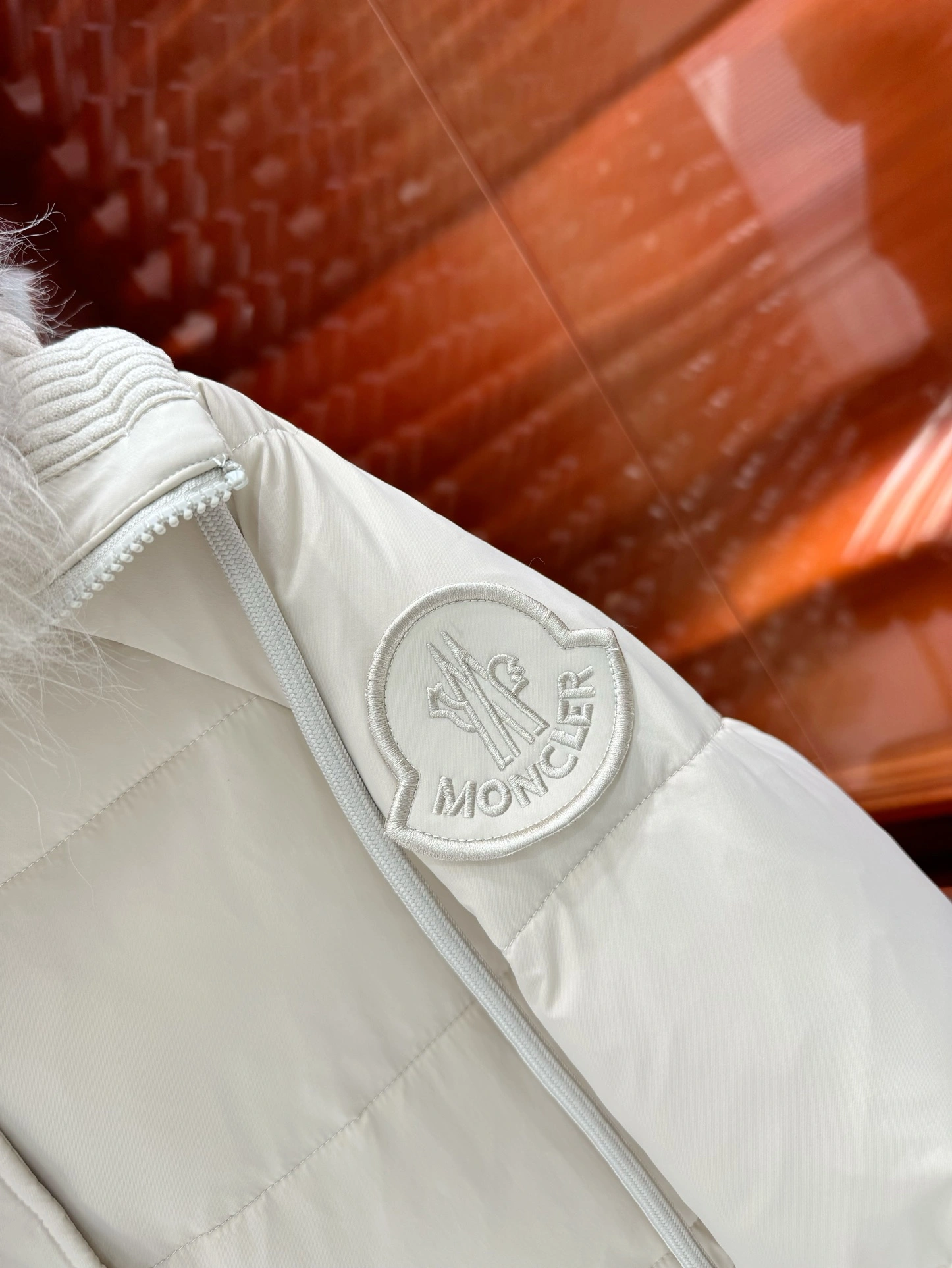 Accurate model Moncler Down Jackets