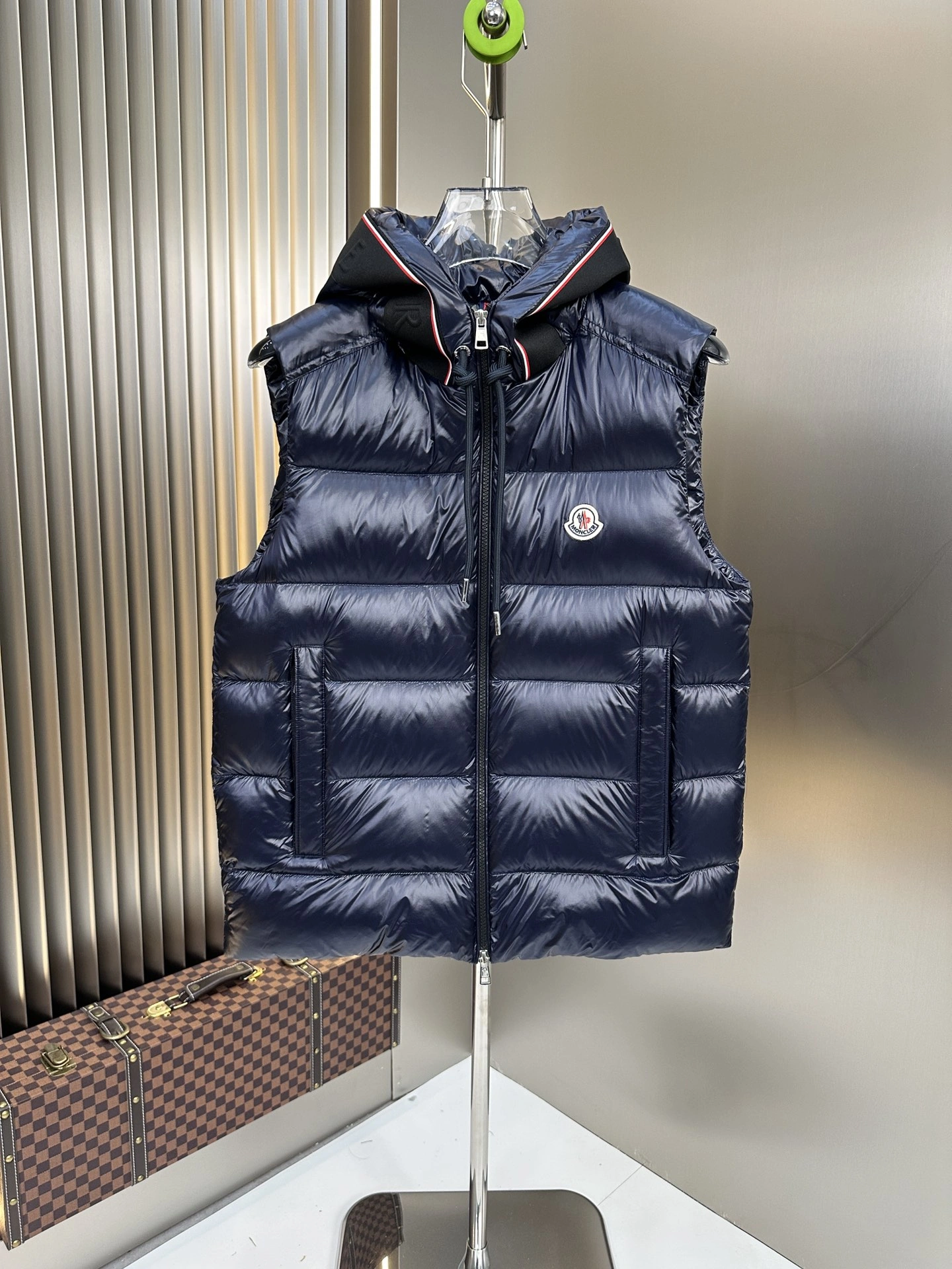 1:1 copy Moncler Down Jackets