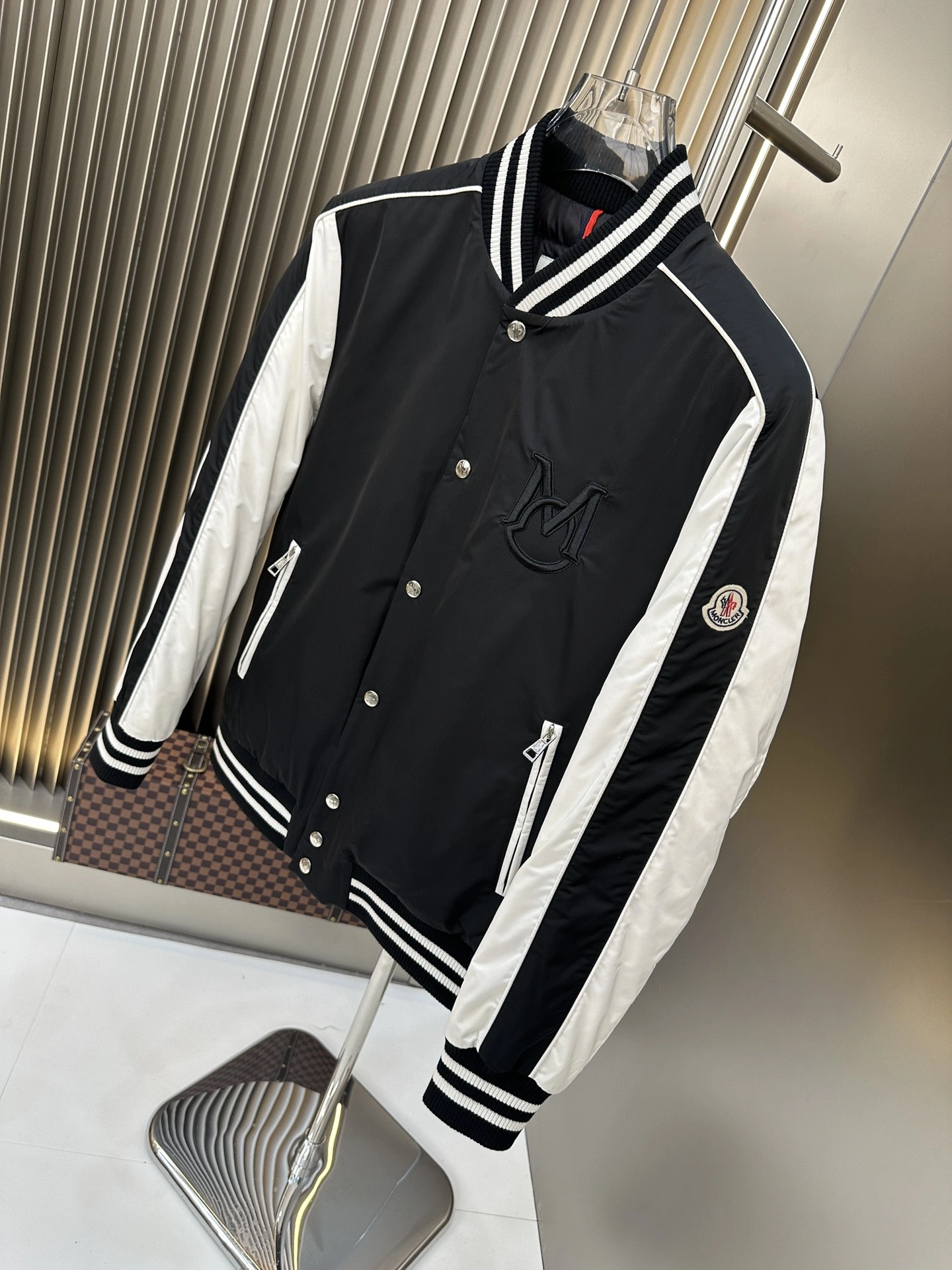 Brand-original Moncler Down Jackets