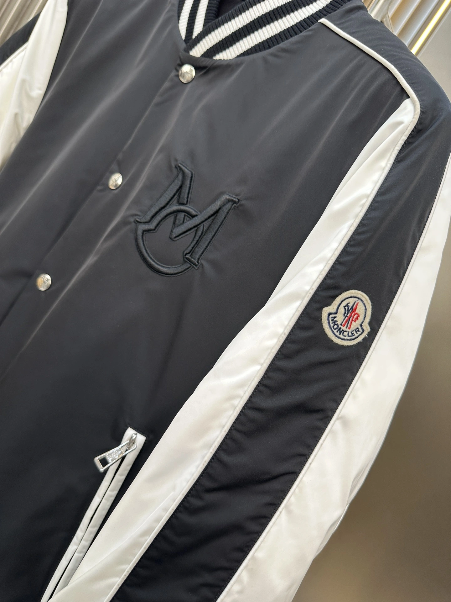 Brand-original Moncler Down Jackets
