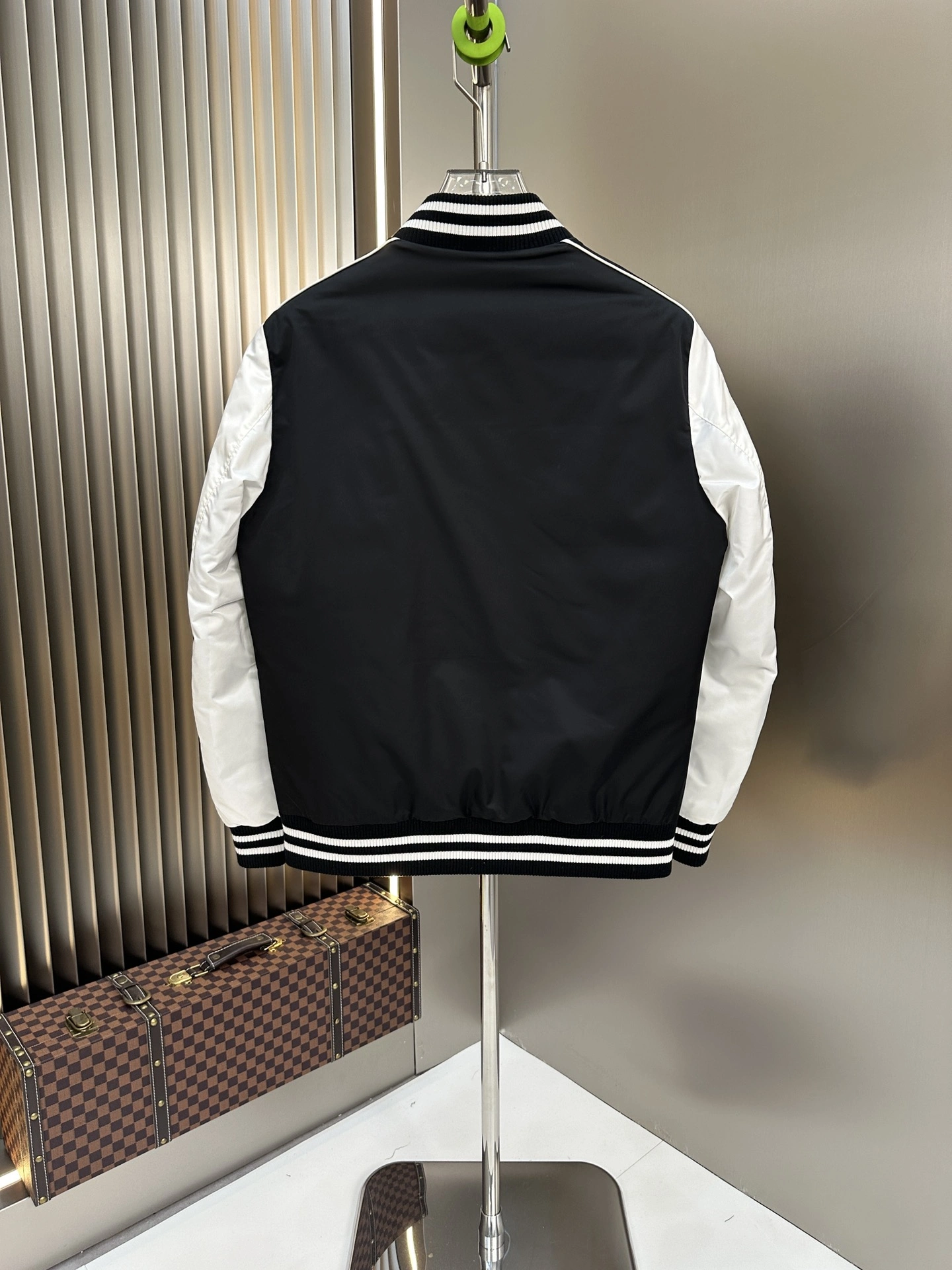 Brand-original Moncler Down Jackets