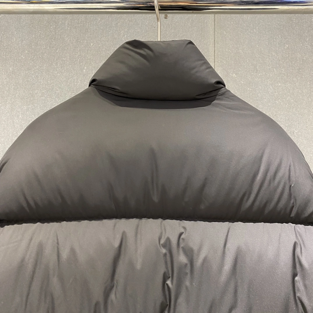 Official Moncler Down Jackets