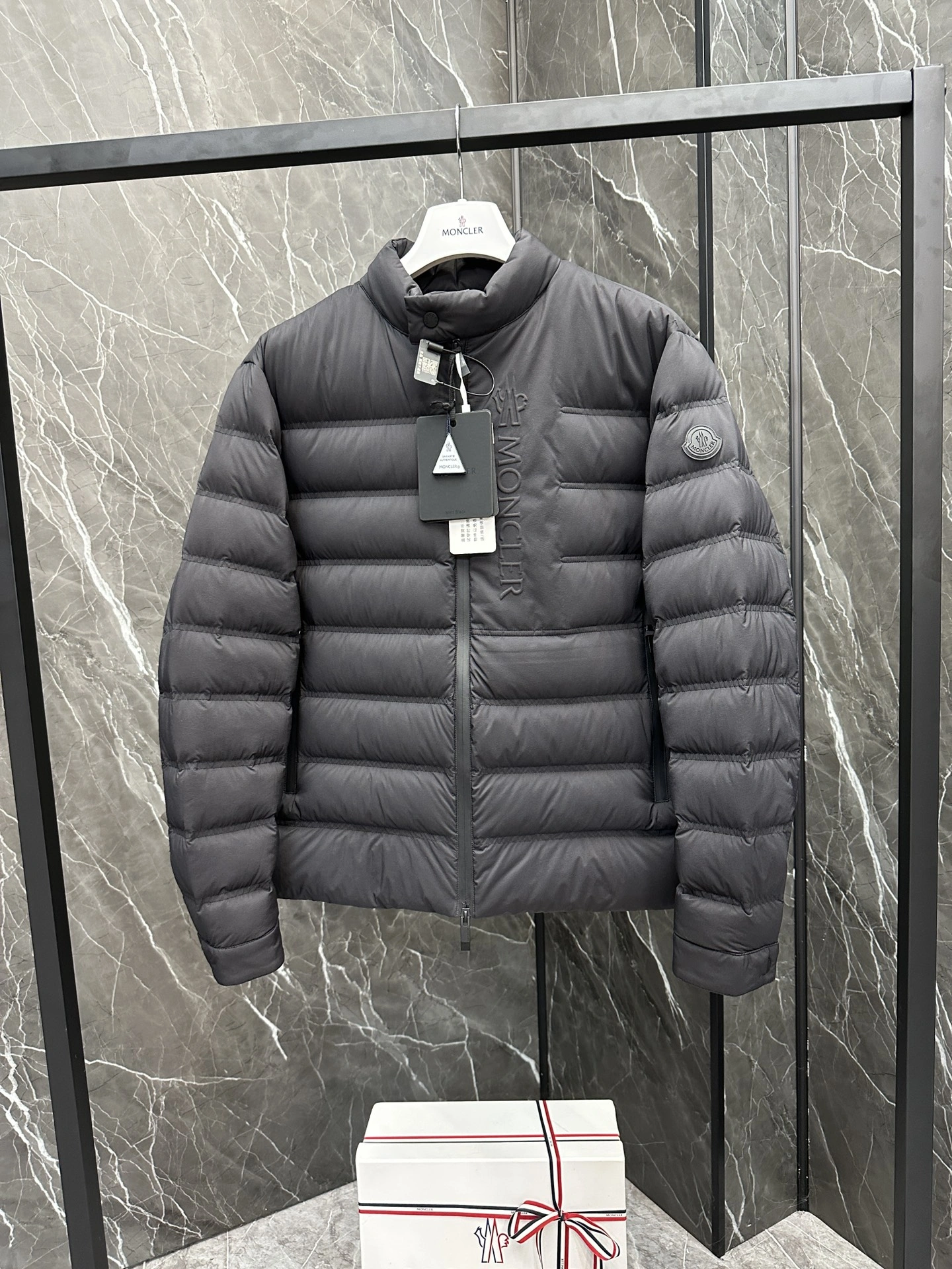 Inexpensive Moncler Down Jackets
