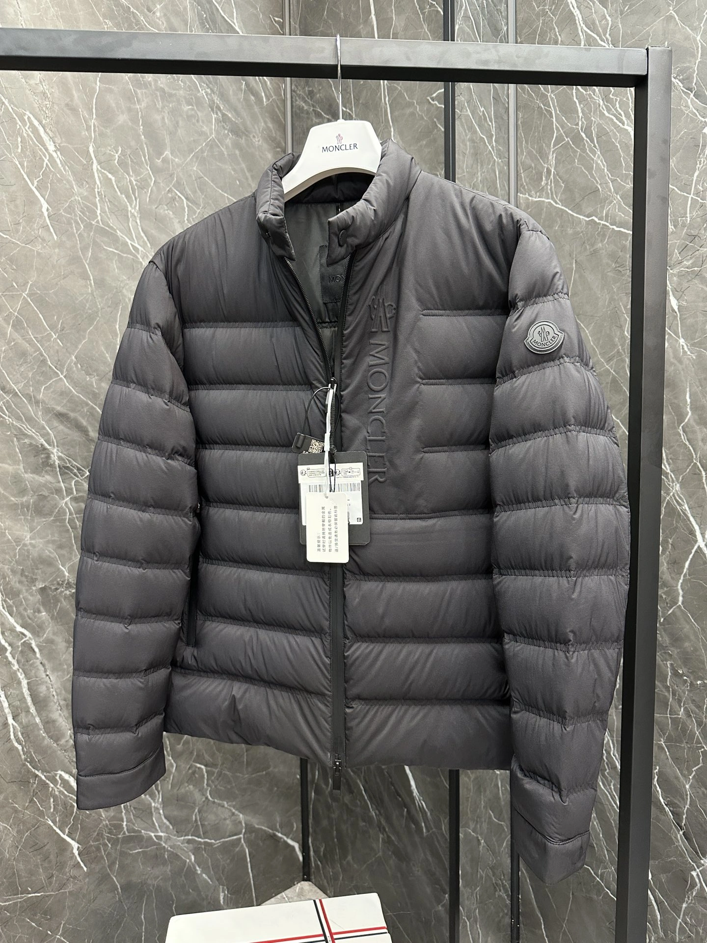 Inexpensive Moncler Down Jackets