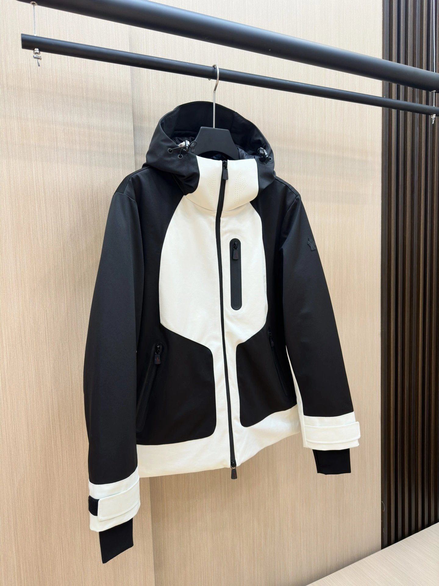 Factory-made Moncler Down Jackets